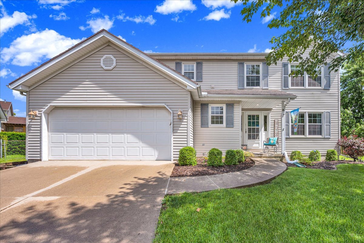 9 Remi Court For Sale, Bloomington, IL 61704 Home | ByOwner