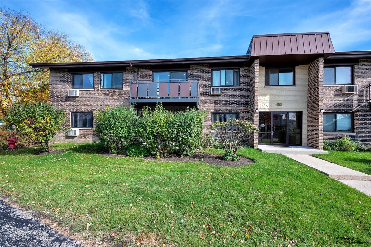 2620 N Windsor Drive #201 For Sale, Arlington Heights, IL 60004 Condo ...
