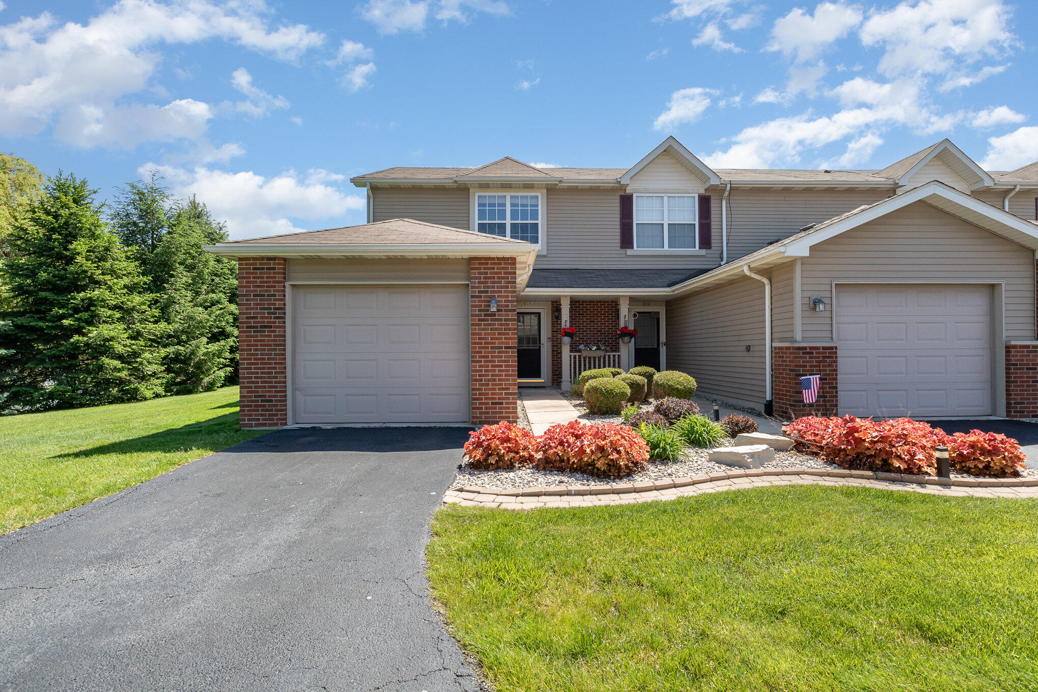 917 Flagstone Drive For Sale, Dyer, IN 46311 Townhouse | ByOwner