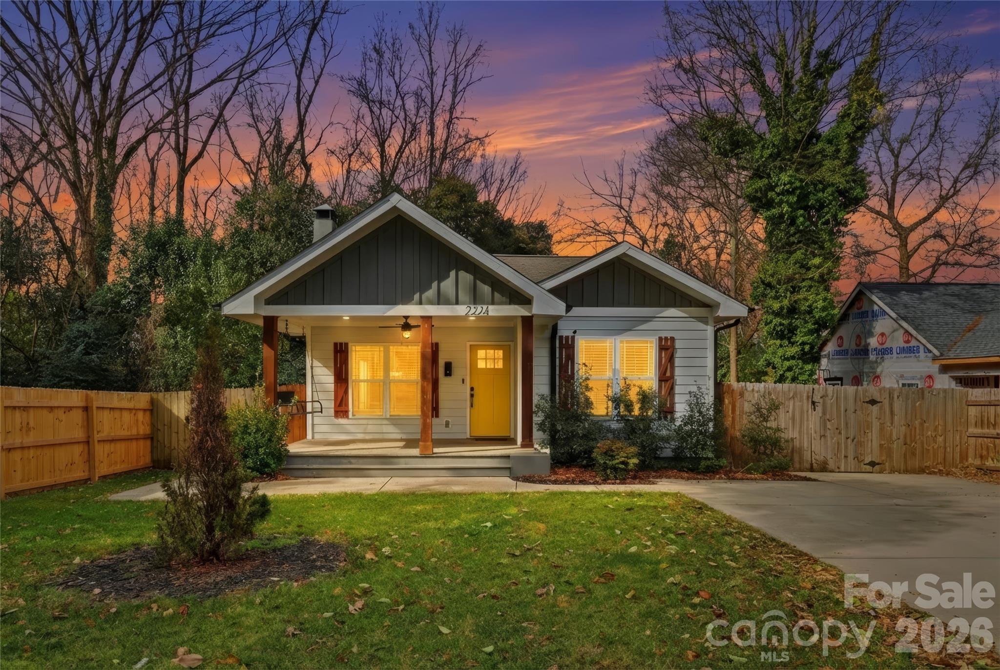 Photo 3 of 2224 Weyland Avenue, Charlotte, NC