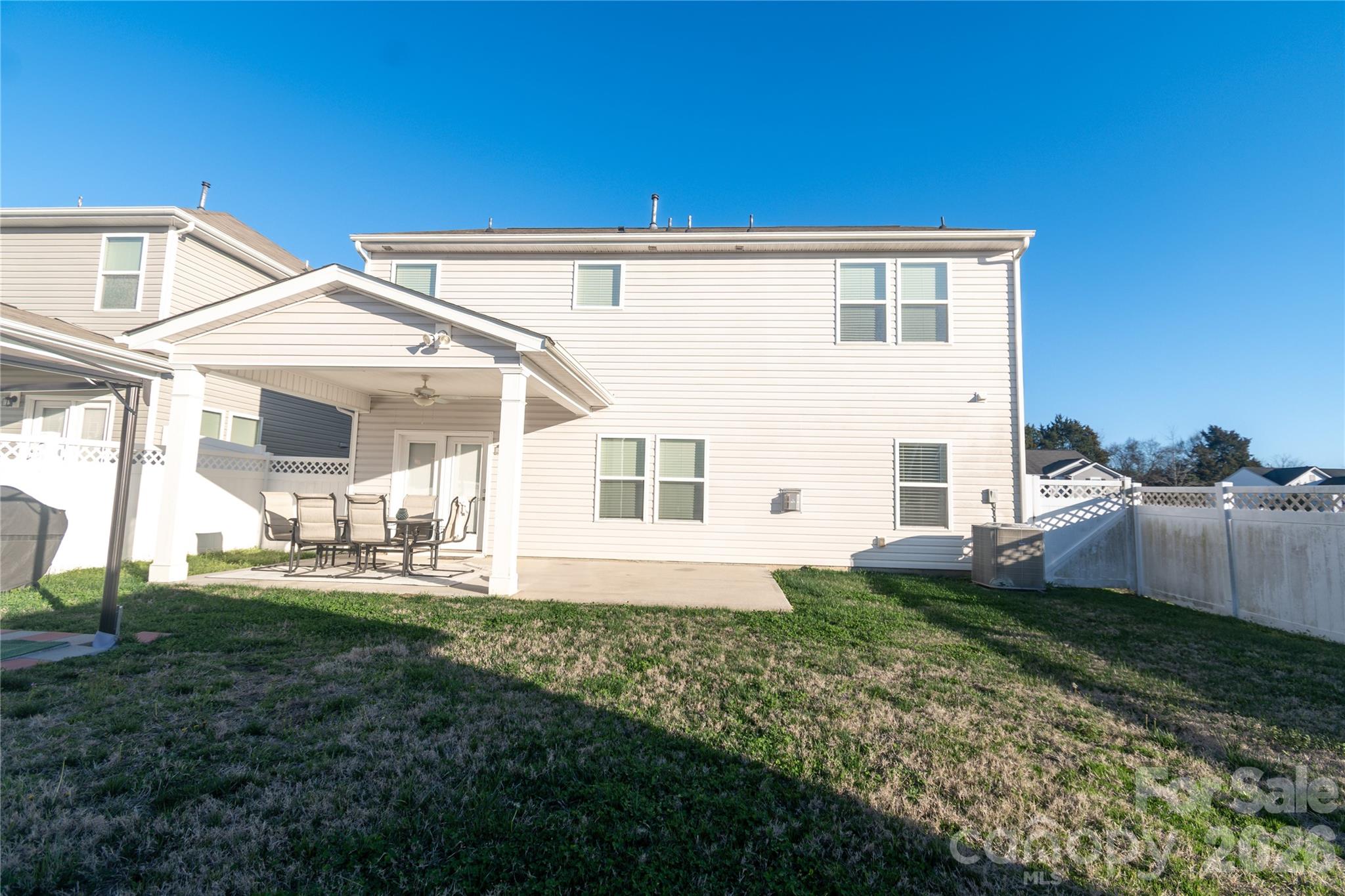 Photo 11 of 4320 Staffordshire Lane, Charlotte, NC