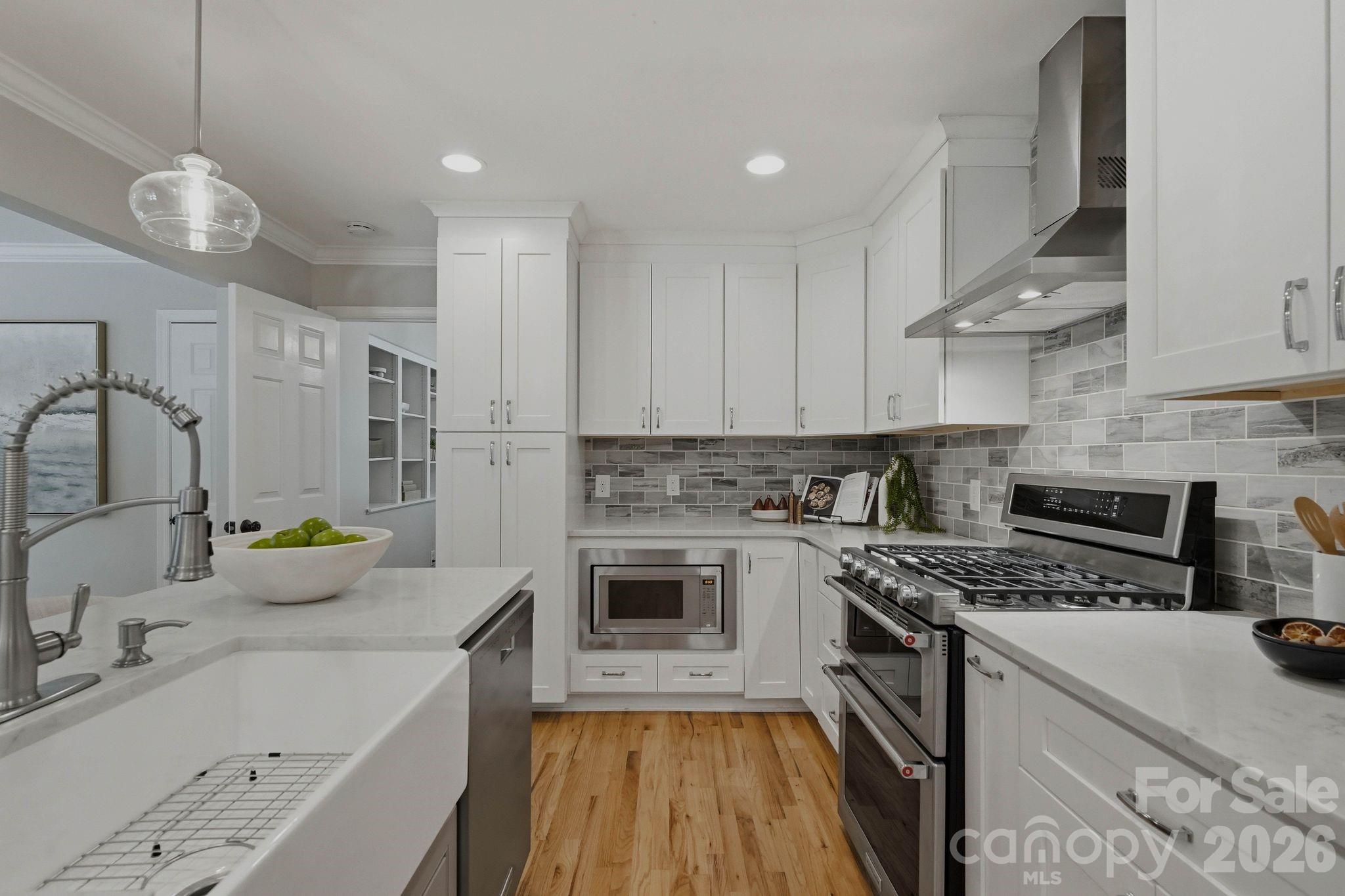 Photo 14 of 6109 Kingstree Drive, Charlotte, NC