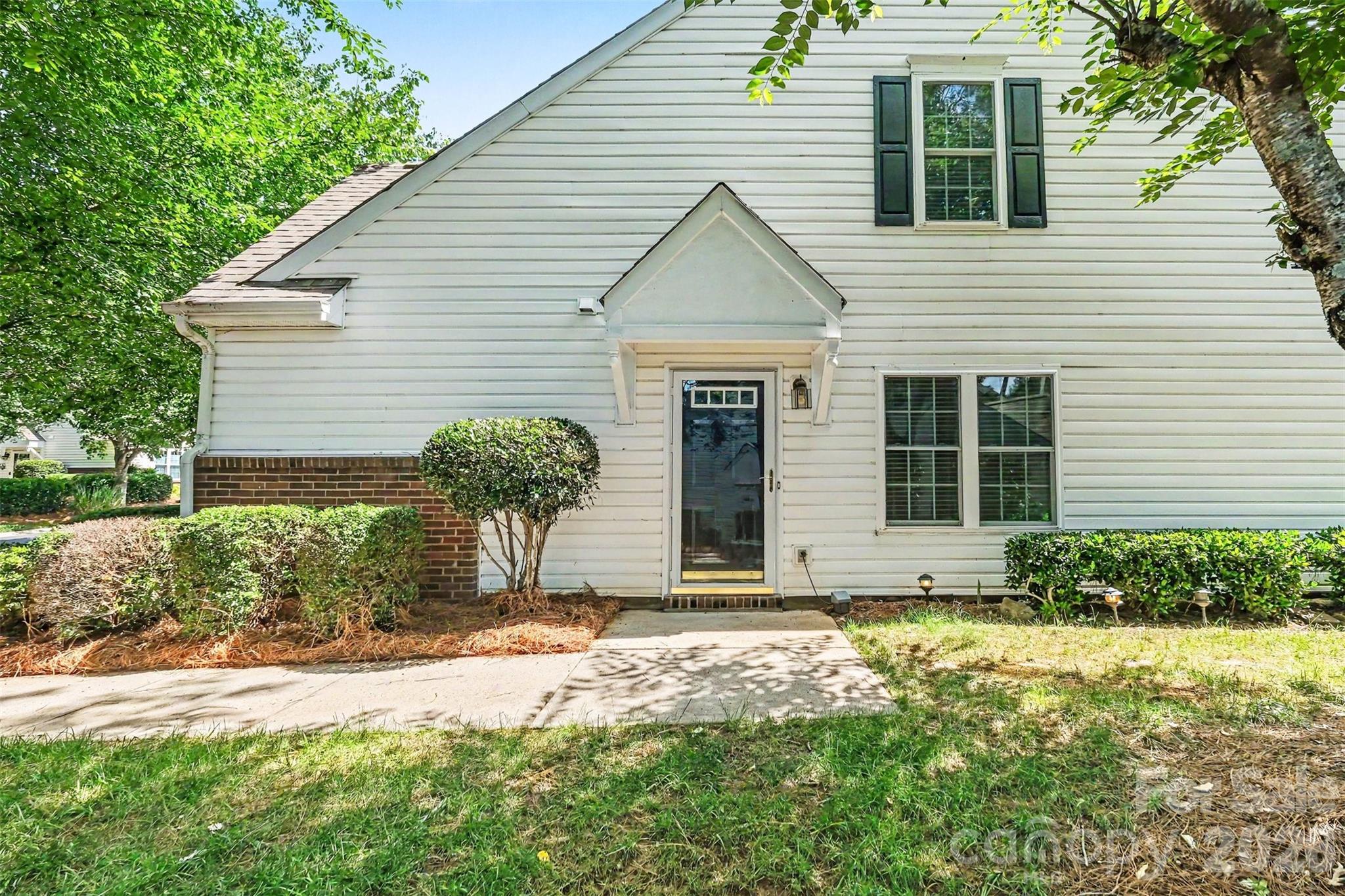 Photo 7 of 8929 Scotch Heather Way, Charlotte, NC