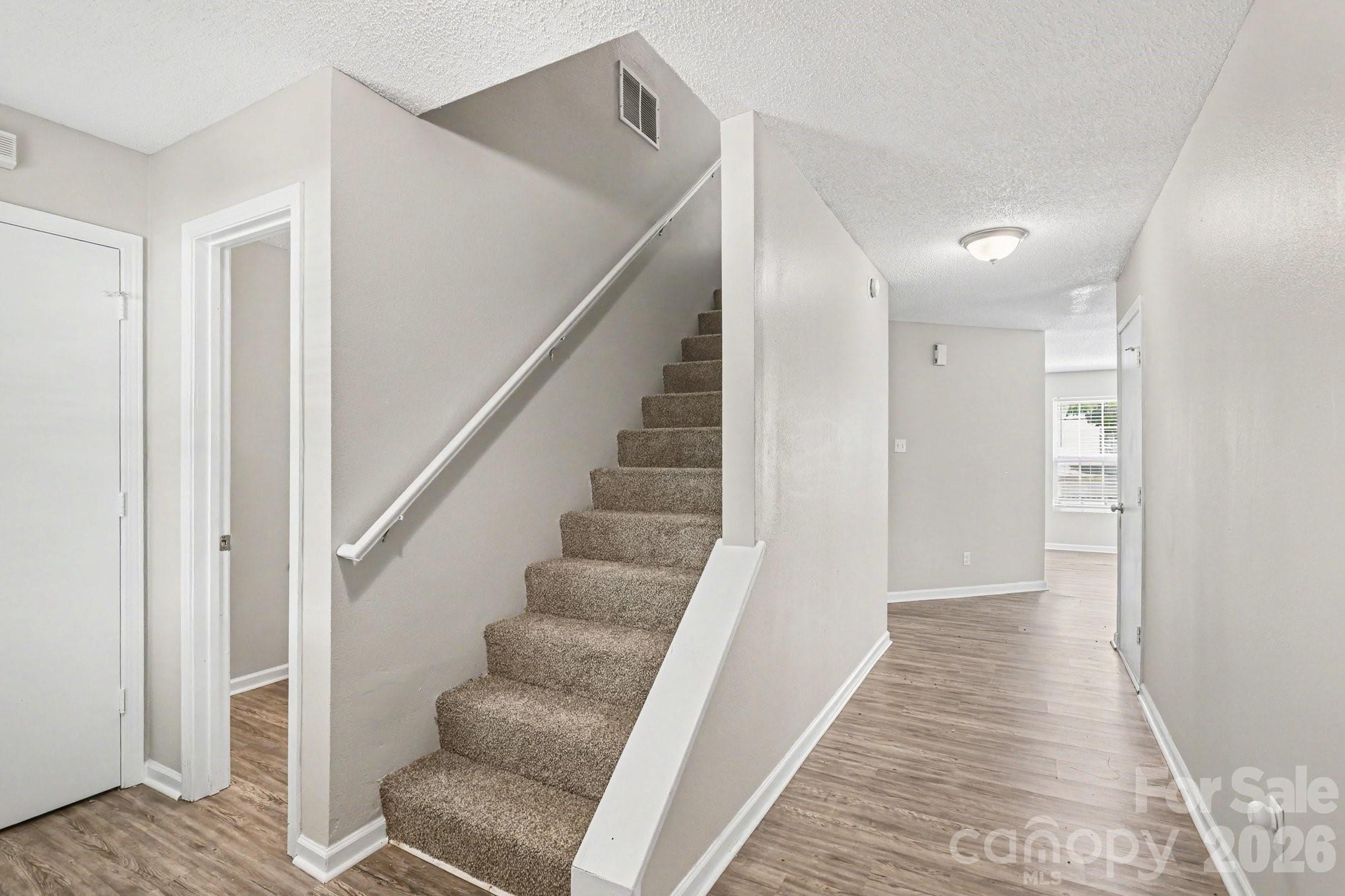12425 Stowe Acres Drive, Charlotte, NC - photo 3 of 18
