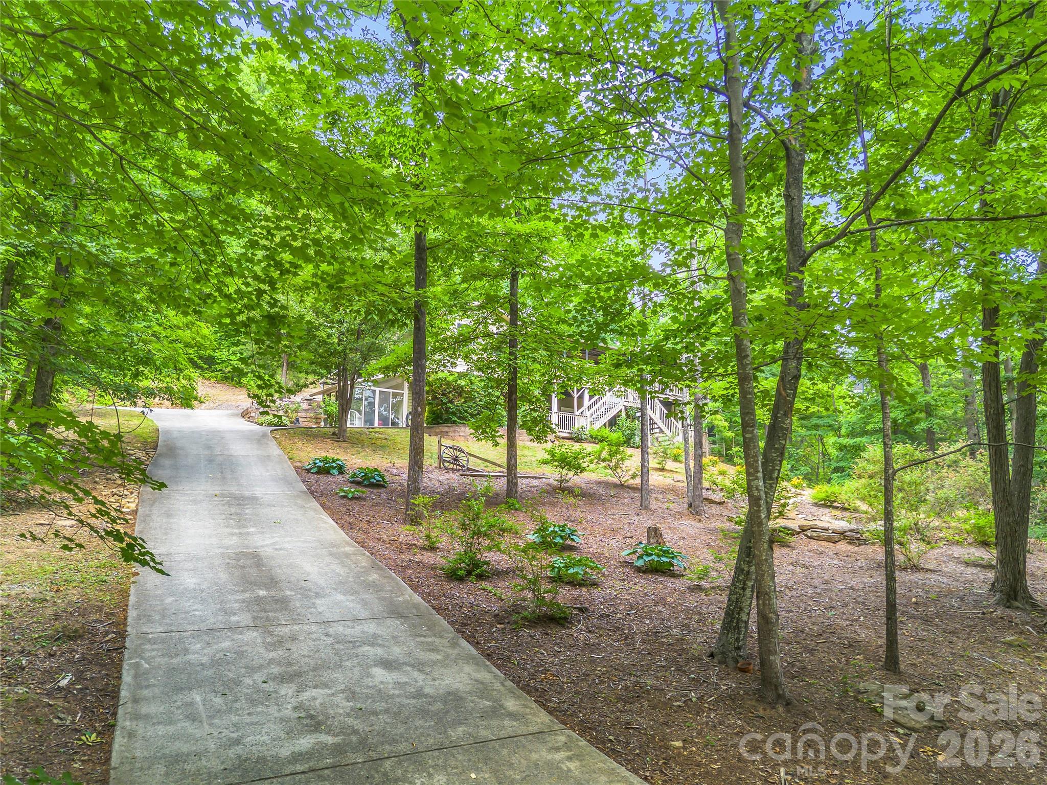 Photo 4 of 122 Raptor Court, Lake Lure, NC