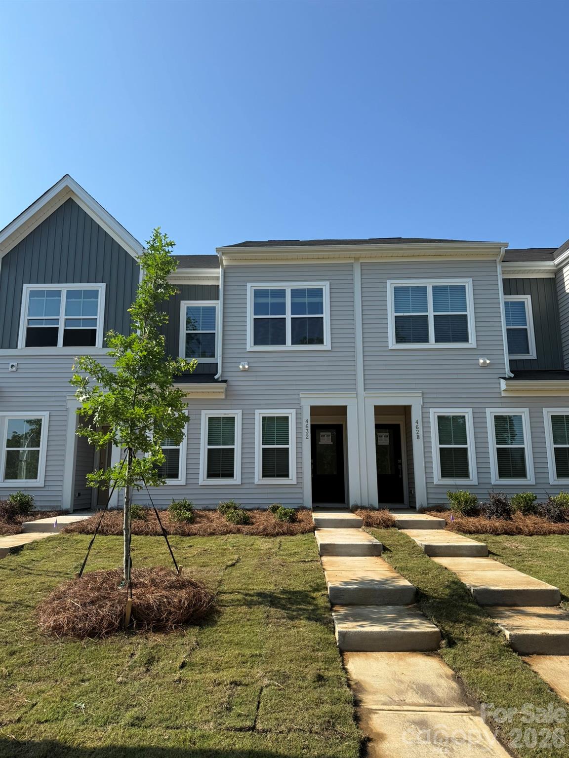 Home for sale at 4632 Lakeview Road, Charlotte, NC — photo 1 of 32
