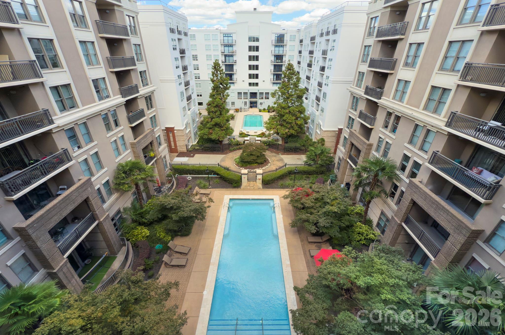 Photo 15 of 718 W Trade Street604, Charlotte, NC