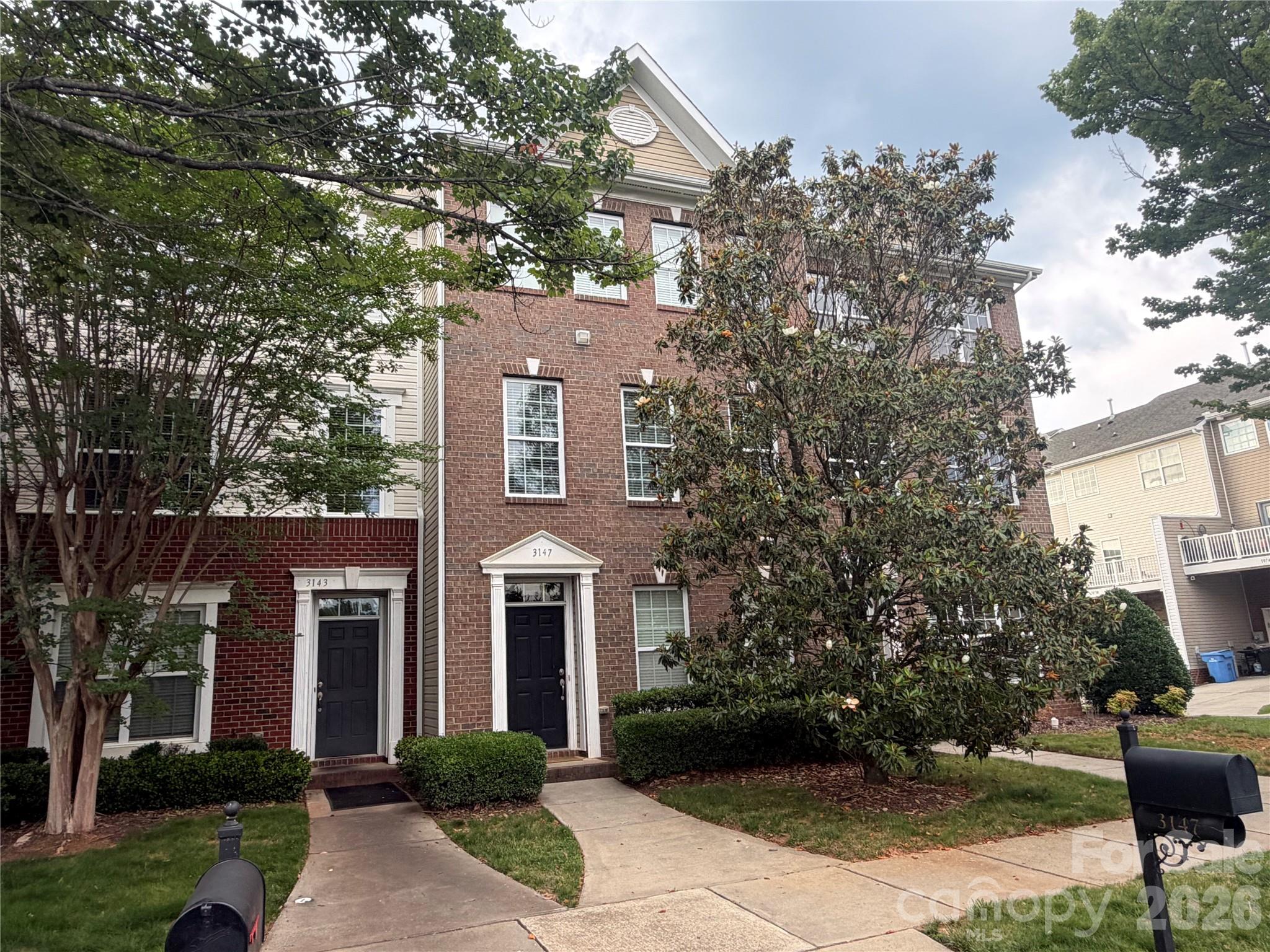Home for sale at 3147 Coventry Commons Drive, Charlotte, NC — photo 1 of 21