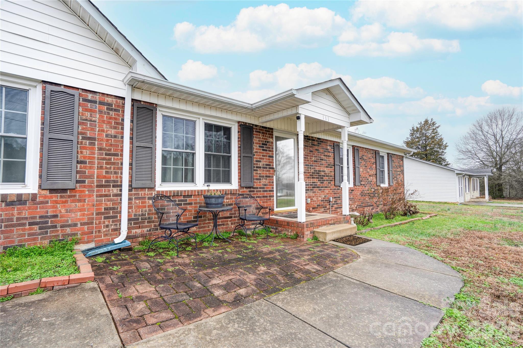 111 Hicks Road, Grover, NC - photo 3 of 36