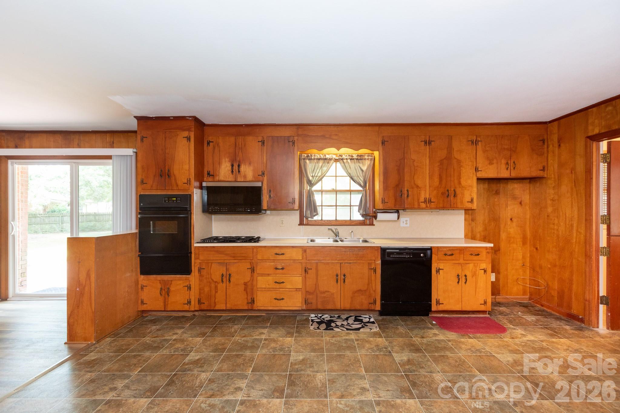 208 Victoria Circle, Kings Mountain, NC - photo 11 of 41