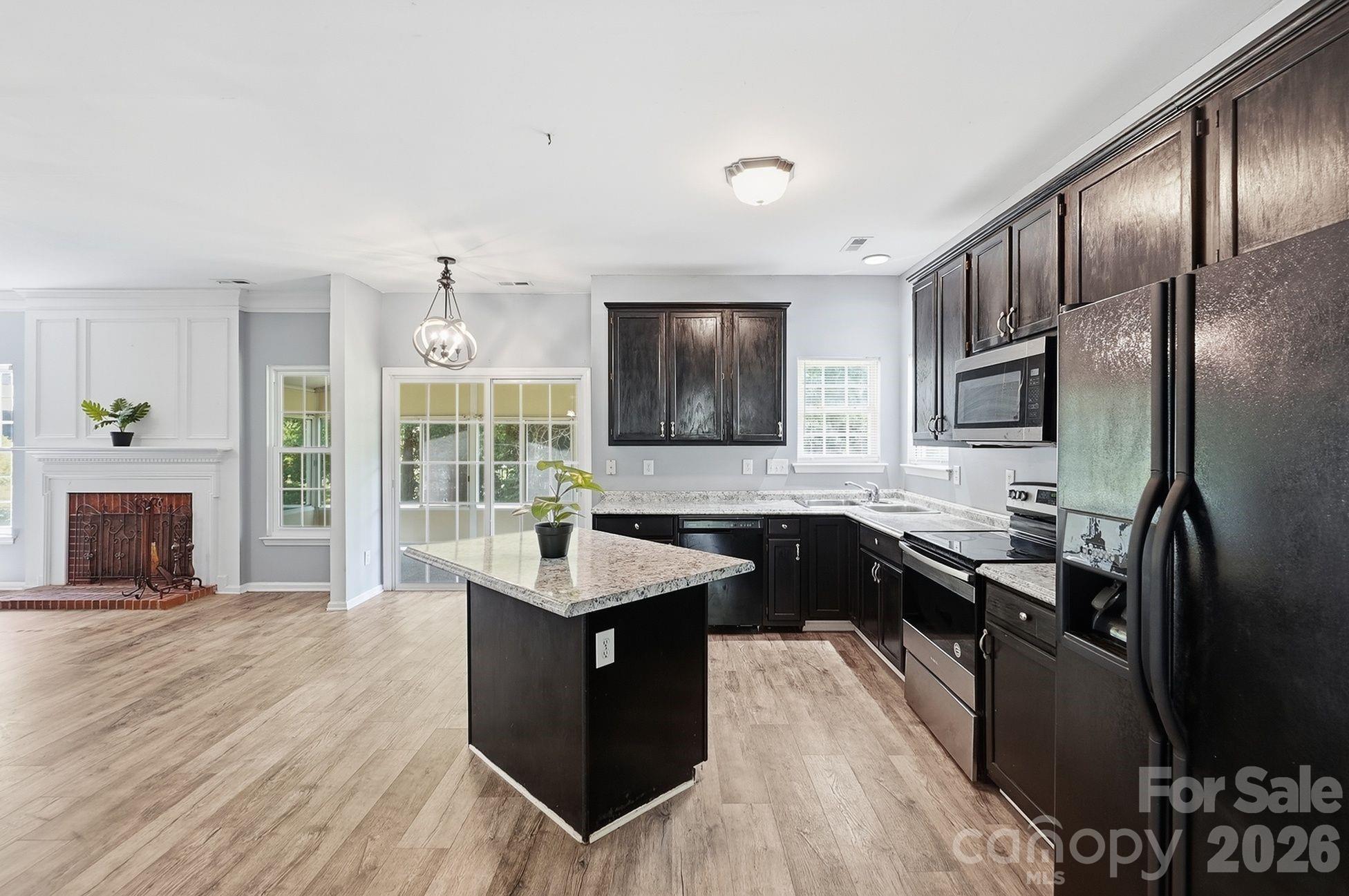 Photo 7 of 9021 Cedar Run Way, Charlotte, NC