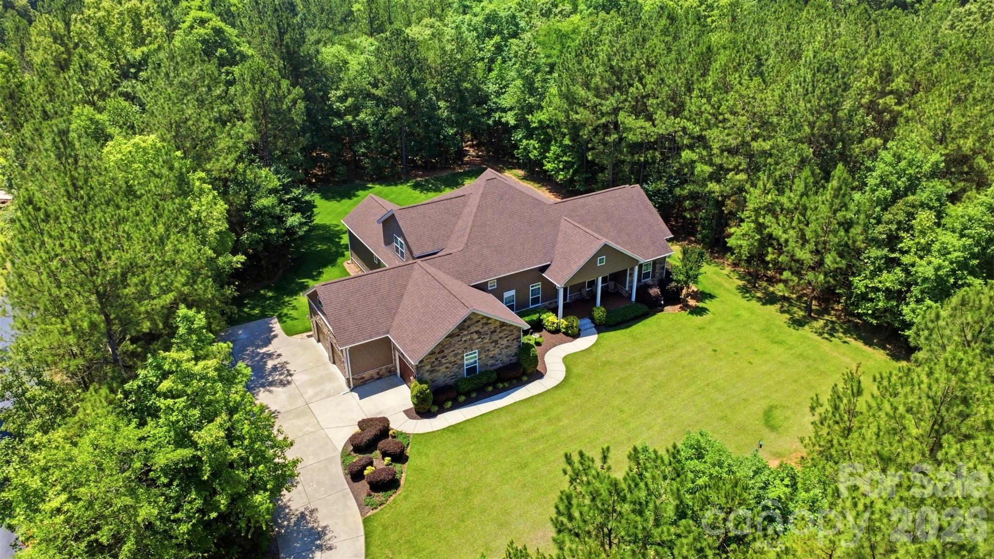 2006 Eagle Point Estate, Lancaster, SC