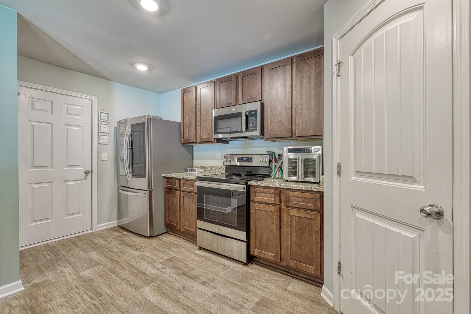 1281 Twin Bridge Road, Gaffney, SC - photo 13 of 39