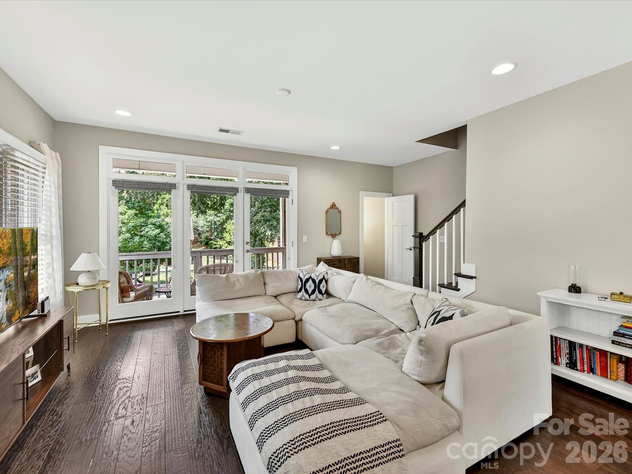 Photo 11 of 131 Grandin Road, Charlotte, NC