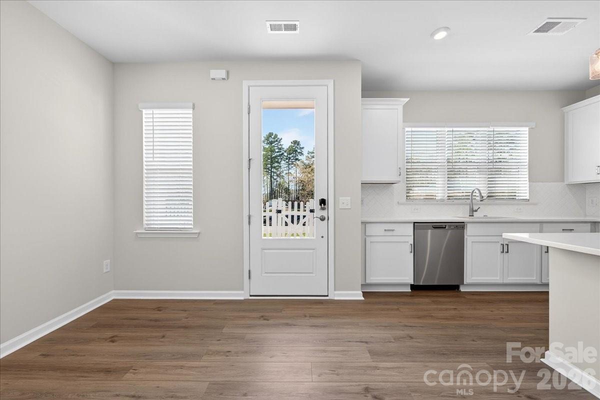Photo 4 of 8426 Discovery Lane, Charlotte, NC