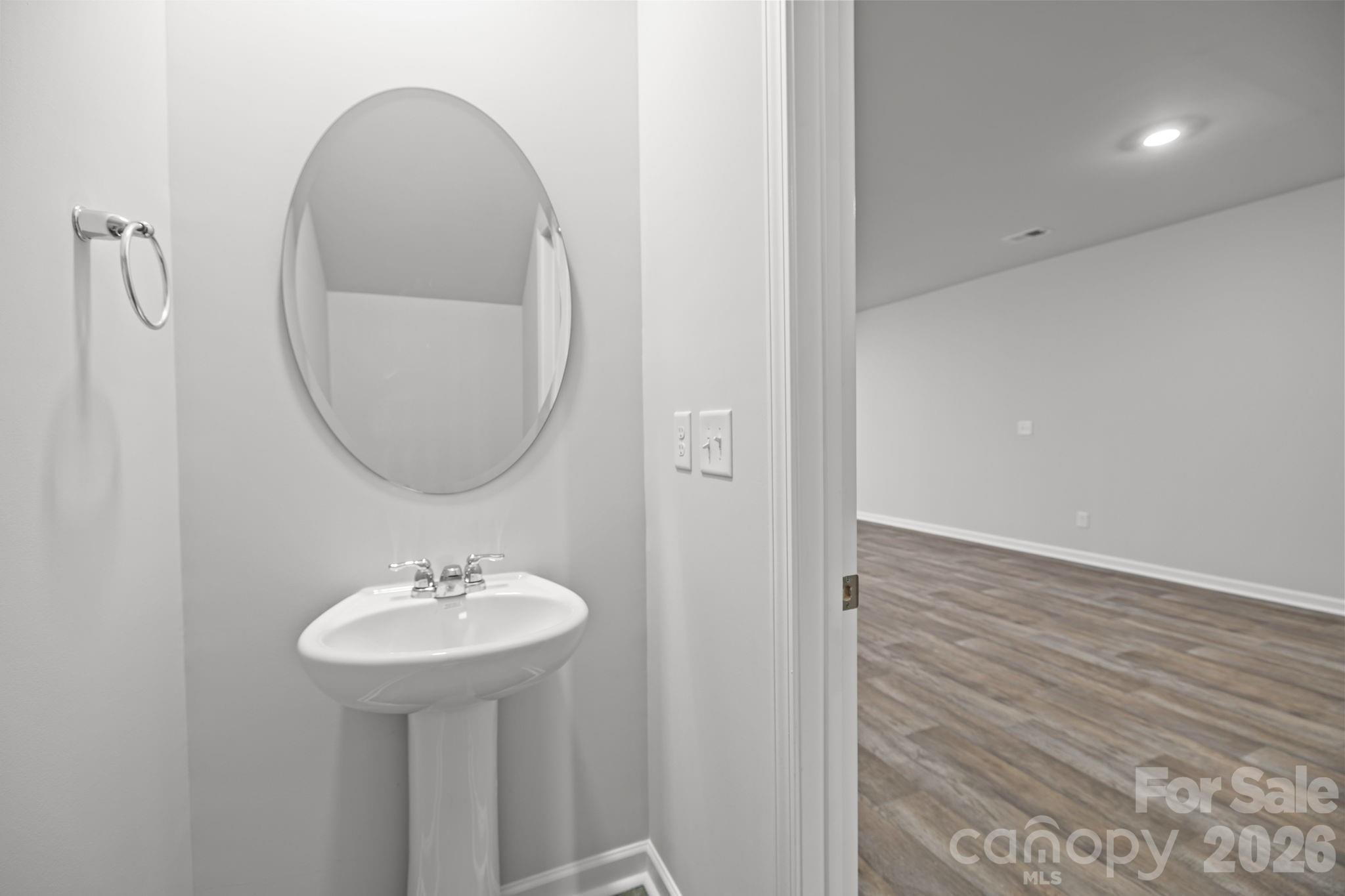 Photo 6 of 4552 Green Drake Drive, Charlotte, NC