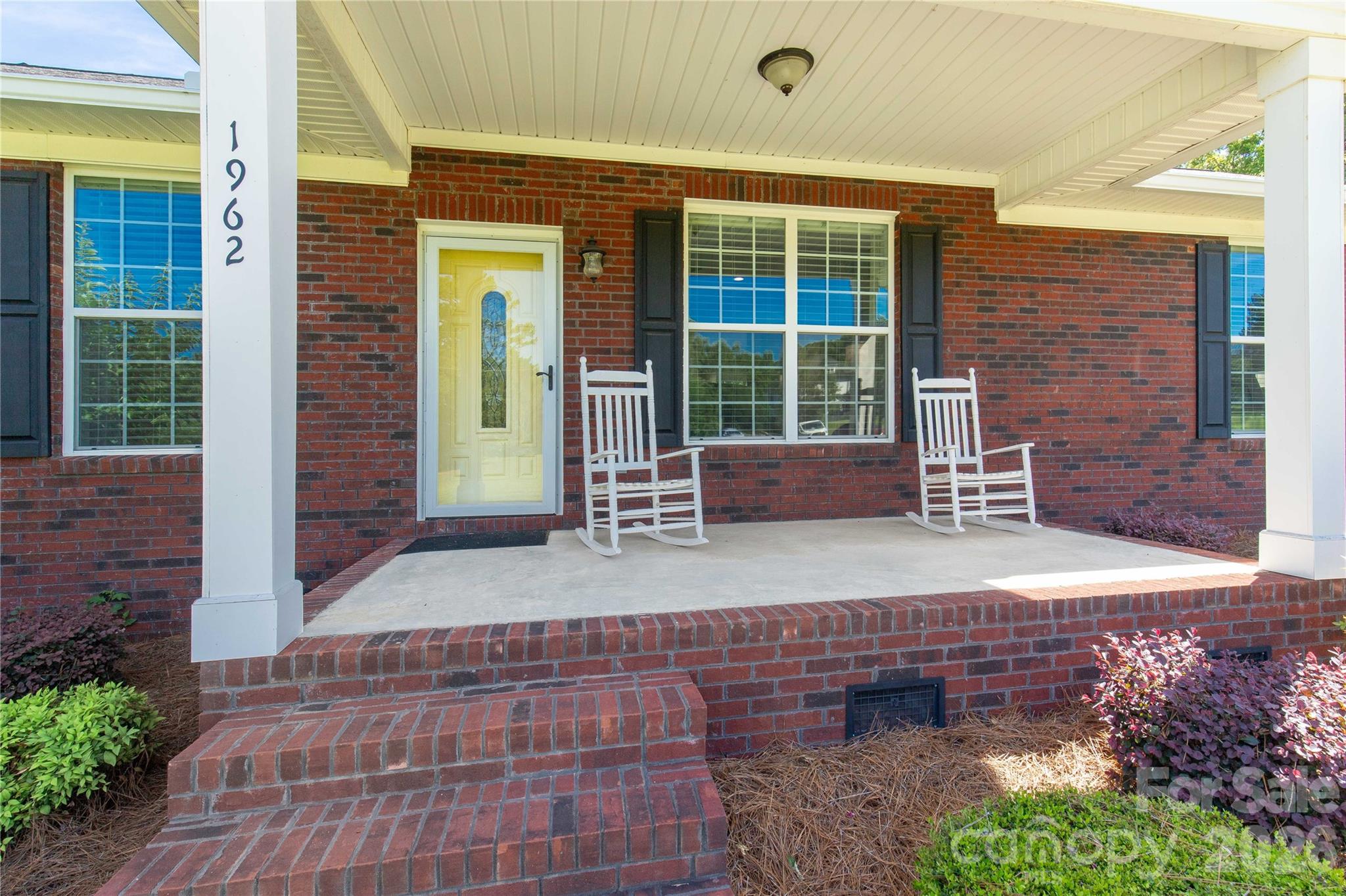 Photo 3 of 1962 Robin Drive, Lancaster, SC