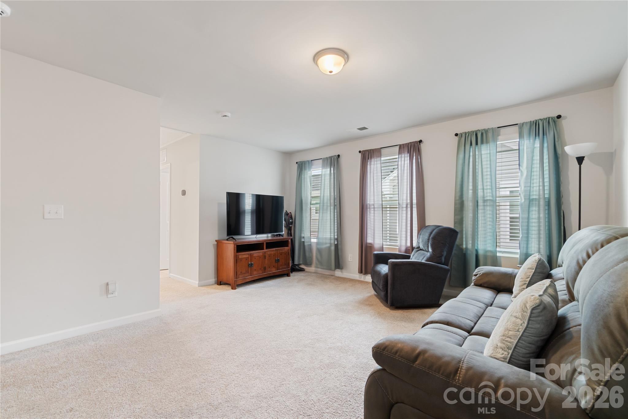 Photo 15 of 8032 Overmeadow Lane, Charlotte, NC