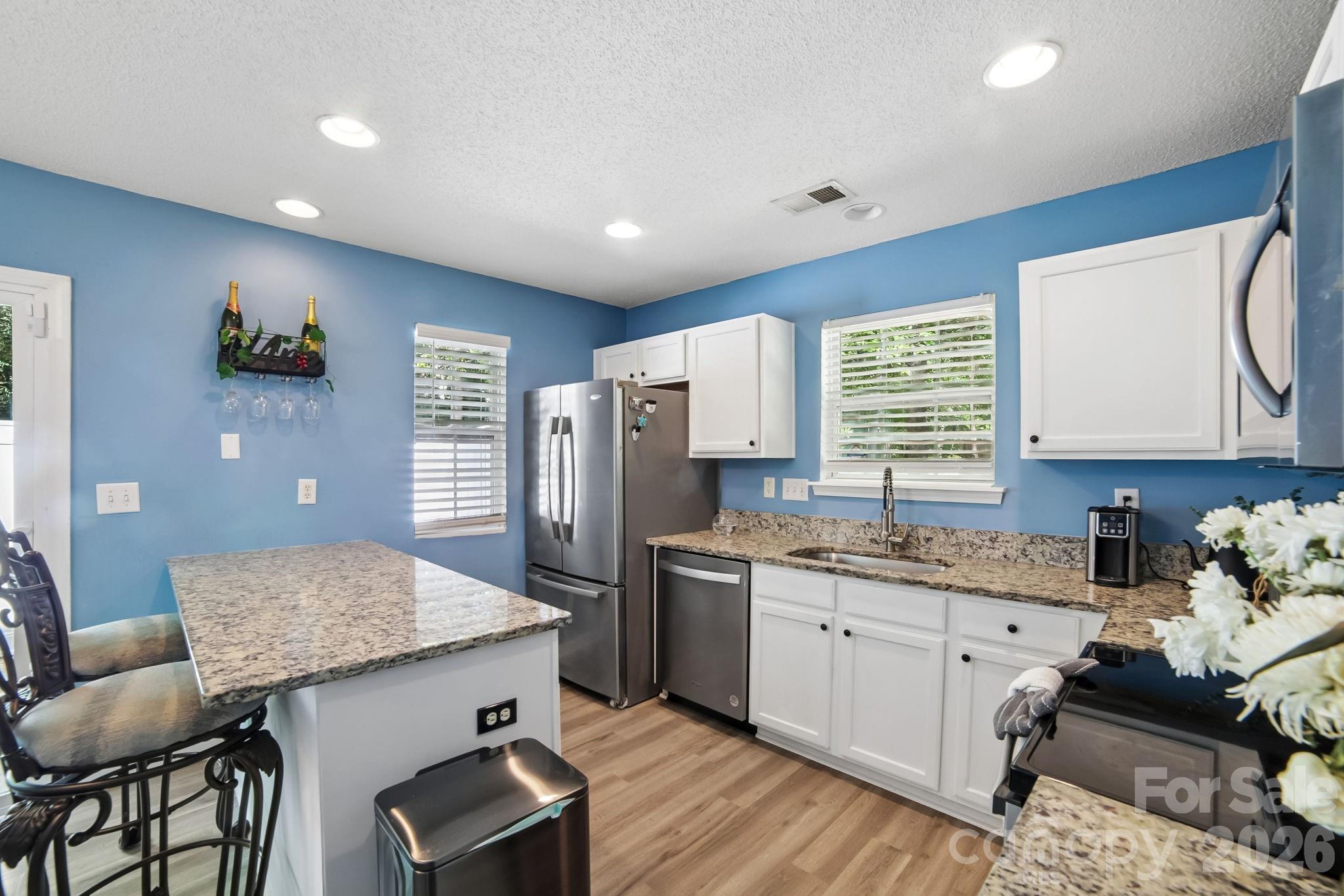 Photo 5 of 5427 Kimmerly Woods Drive, Charlotte, NC