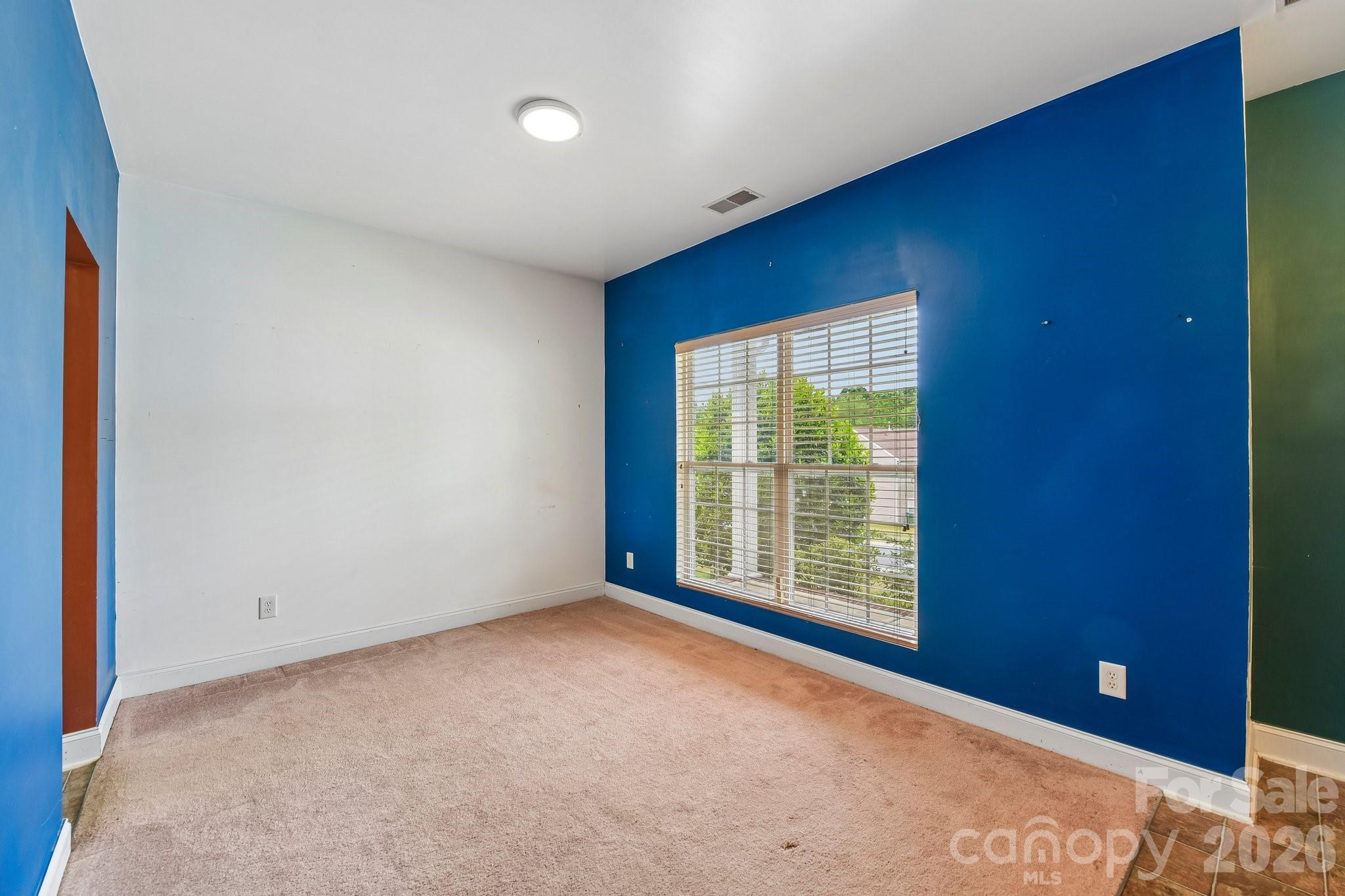 Photo 2 of 8718 Buttonwood Court, Charlotte, NC