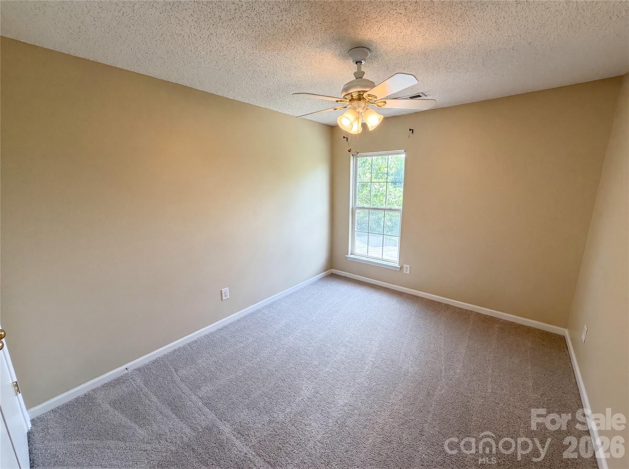Photo 11 of 6121 Linda Vista Lane, Charlotte, NC