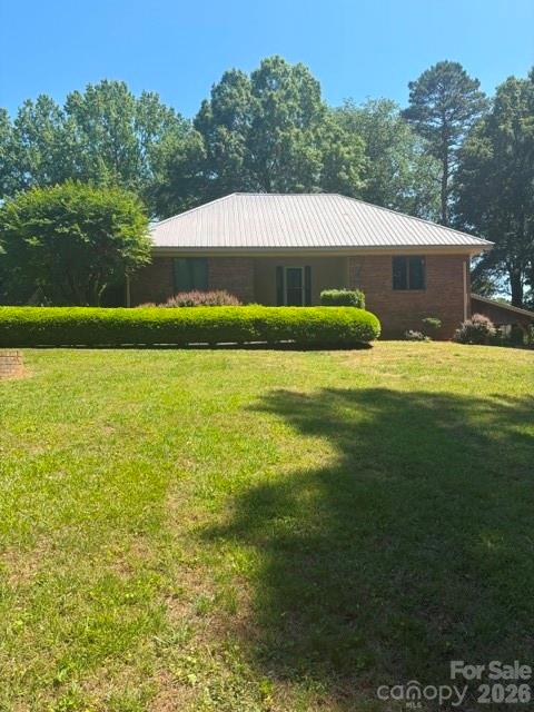 Exterior of 401 Greenway Street, Huntersville, NC