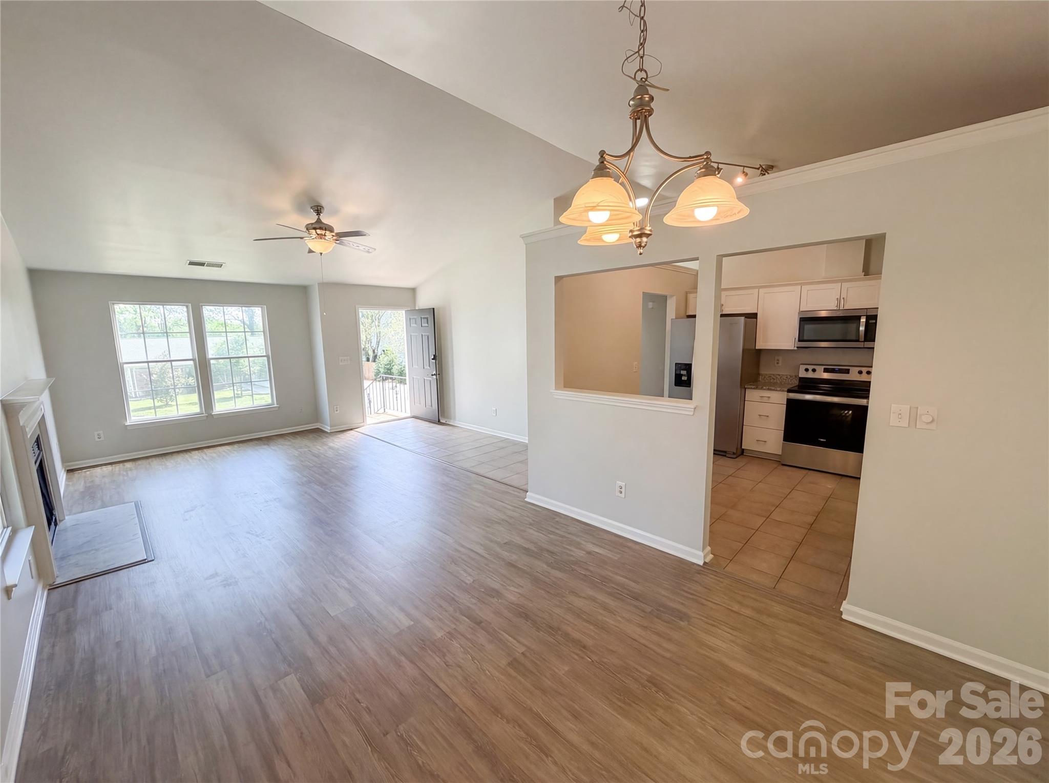 Photo 3 of 2324 Valleyview Drive, Charlotte, NC