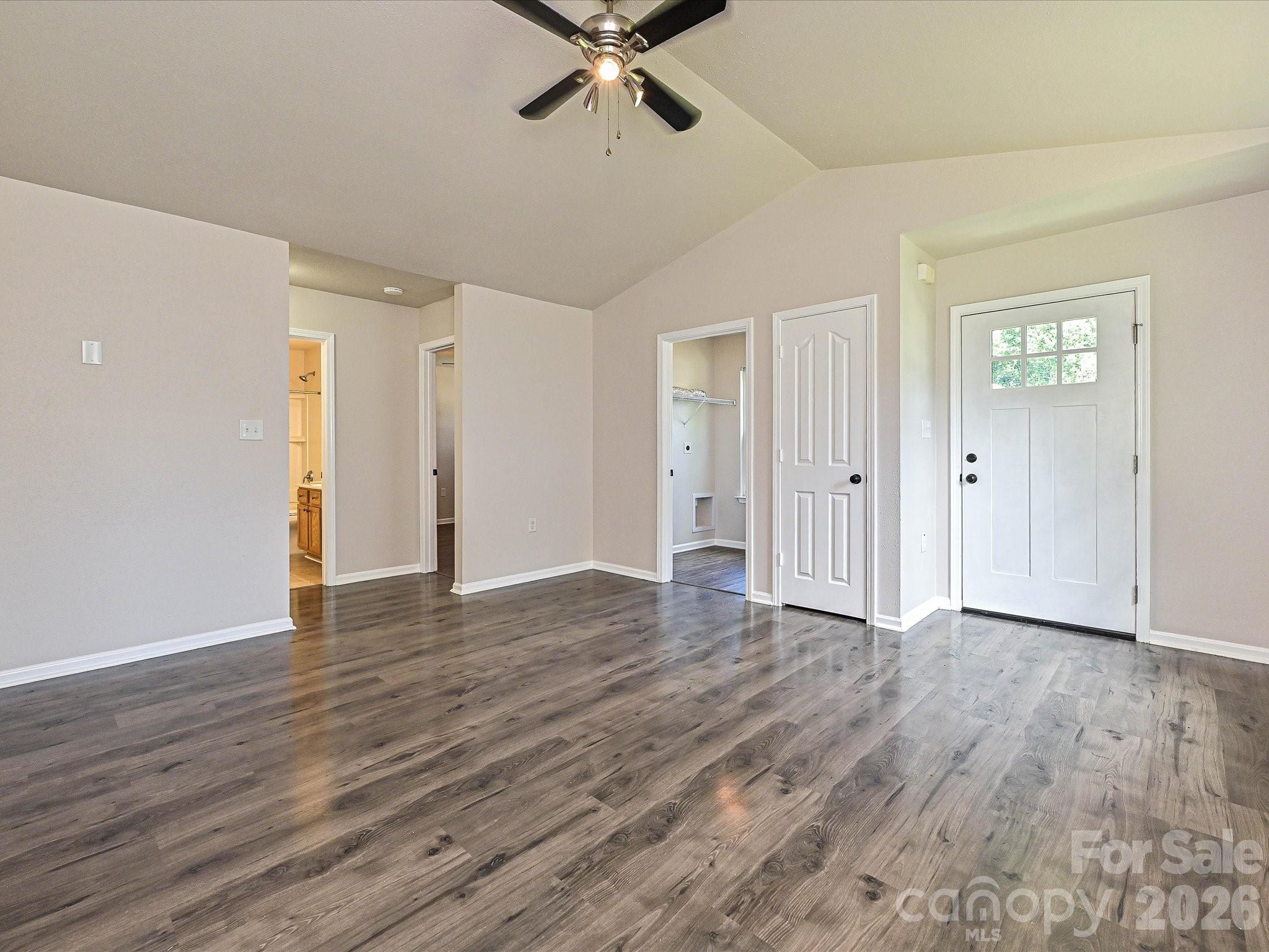 Photo 3 of 6302 Summerour Place, Charlotte, NC