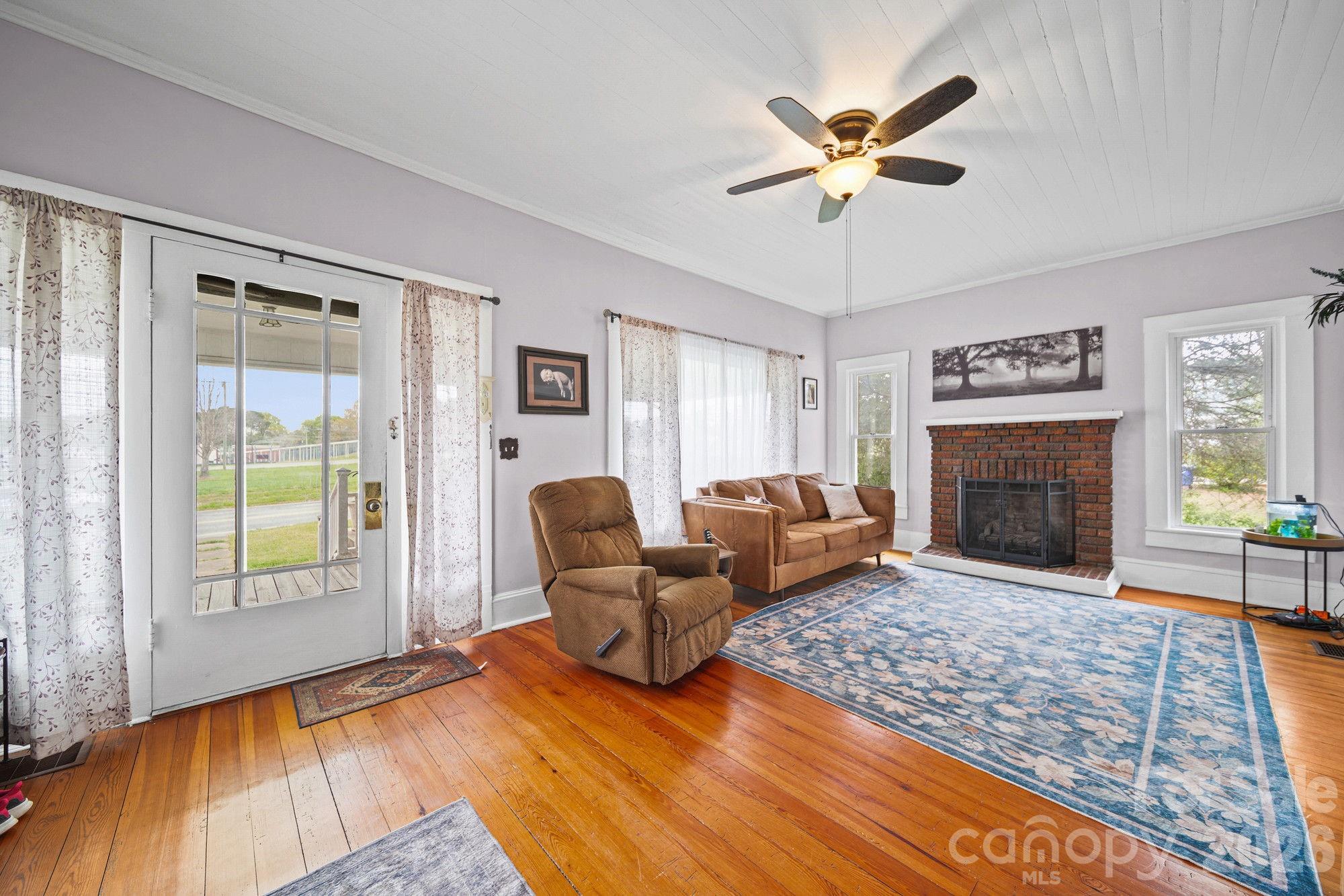 333 N Main Street, Mount Pleasant, NC - photo 8 of 28