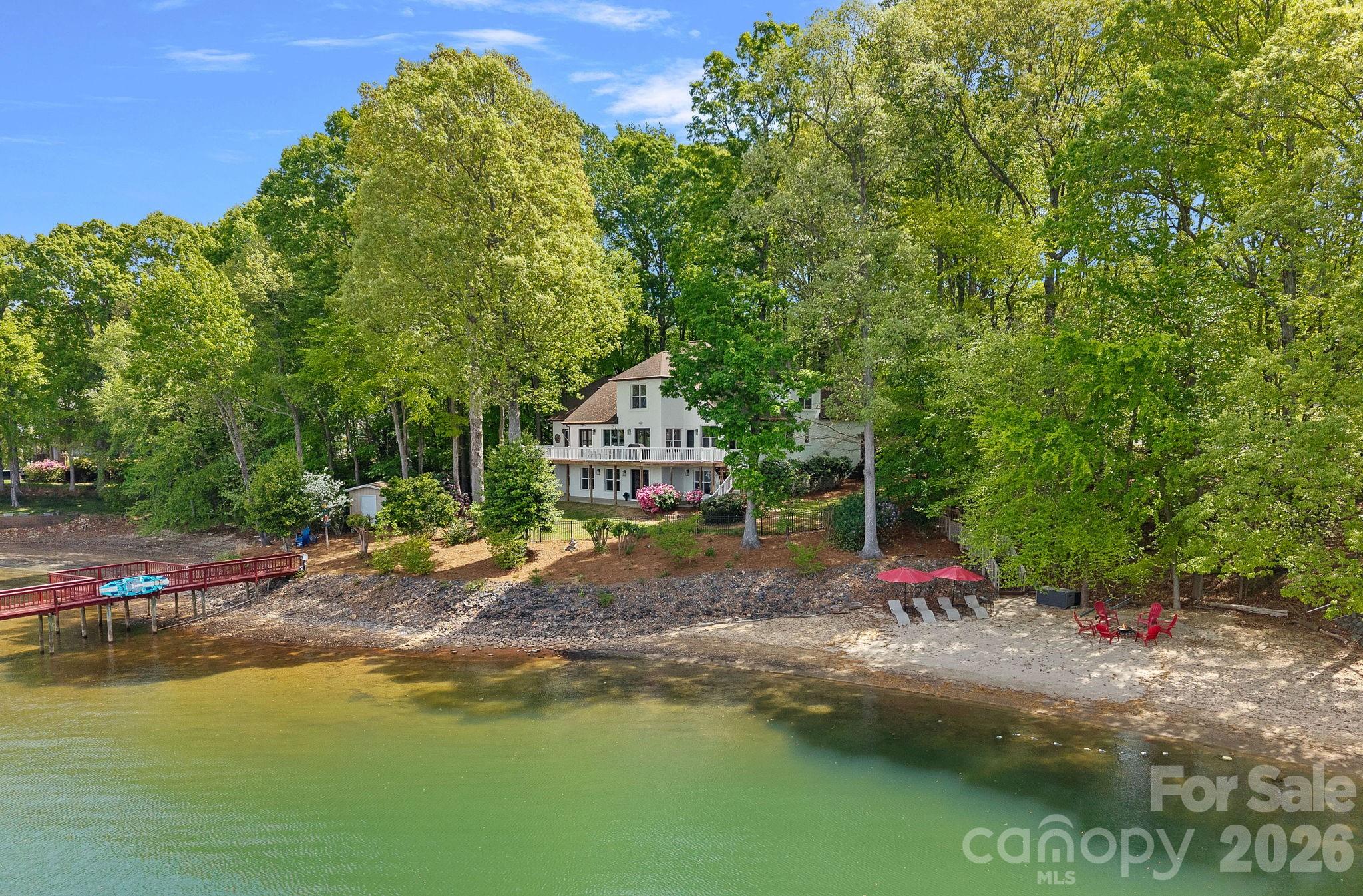 Photo 2 of 139 Hawks Point Drive, Troutman, NC