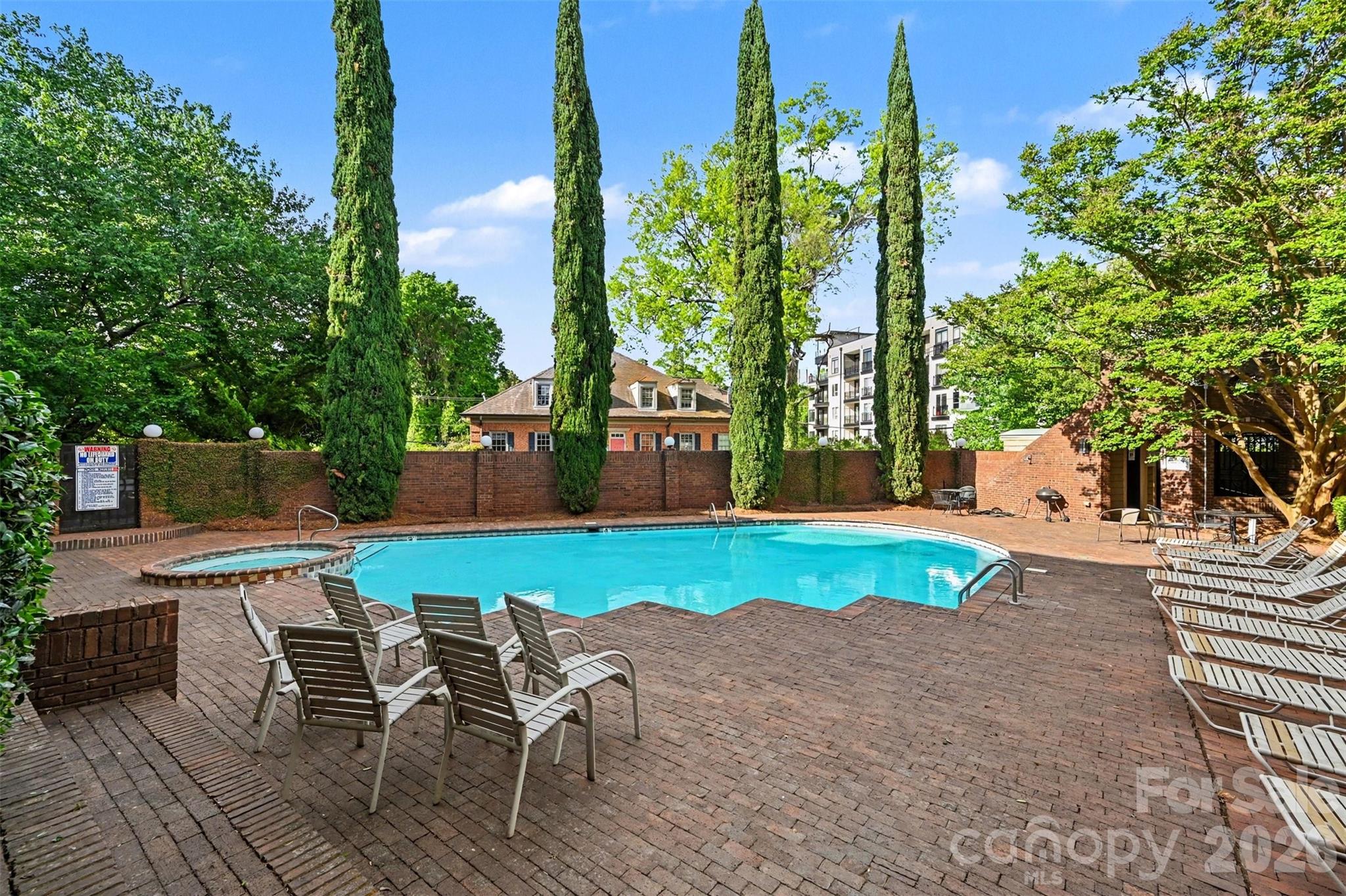 Photo 26 of 1109 E Morehead Street5, Charlotte, NC