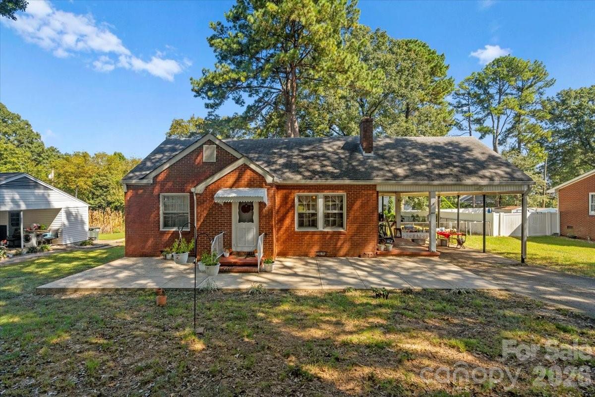 1222 E Park Drive, Gastonia, NC