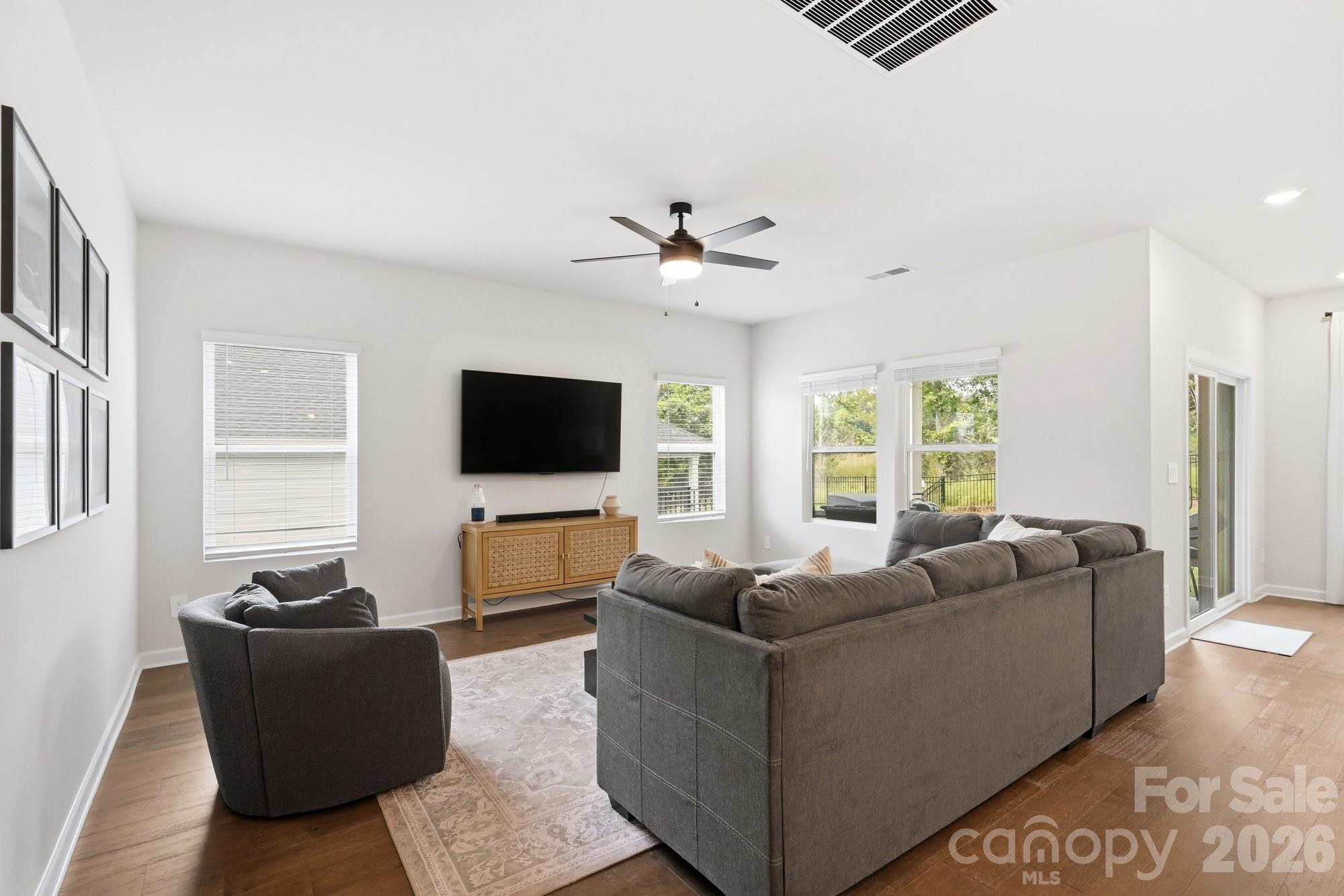 Photo 11 of 6234 Barcelona Way, Charlotte, NC