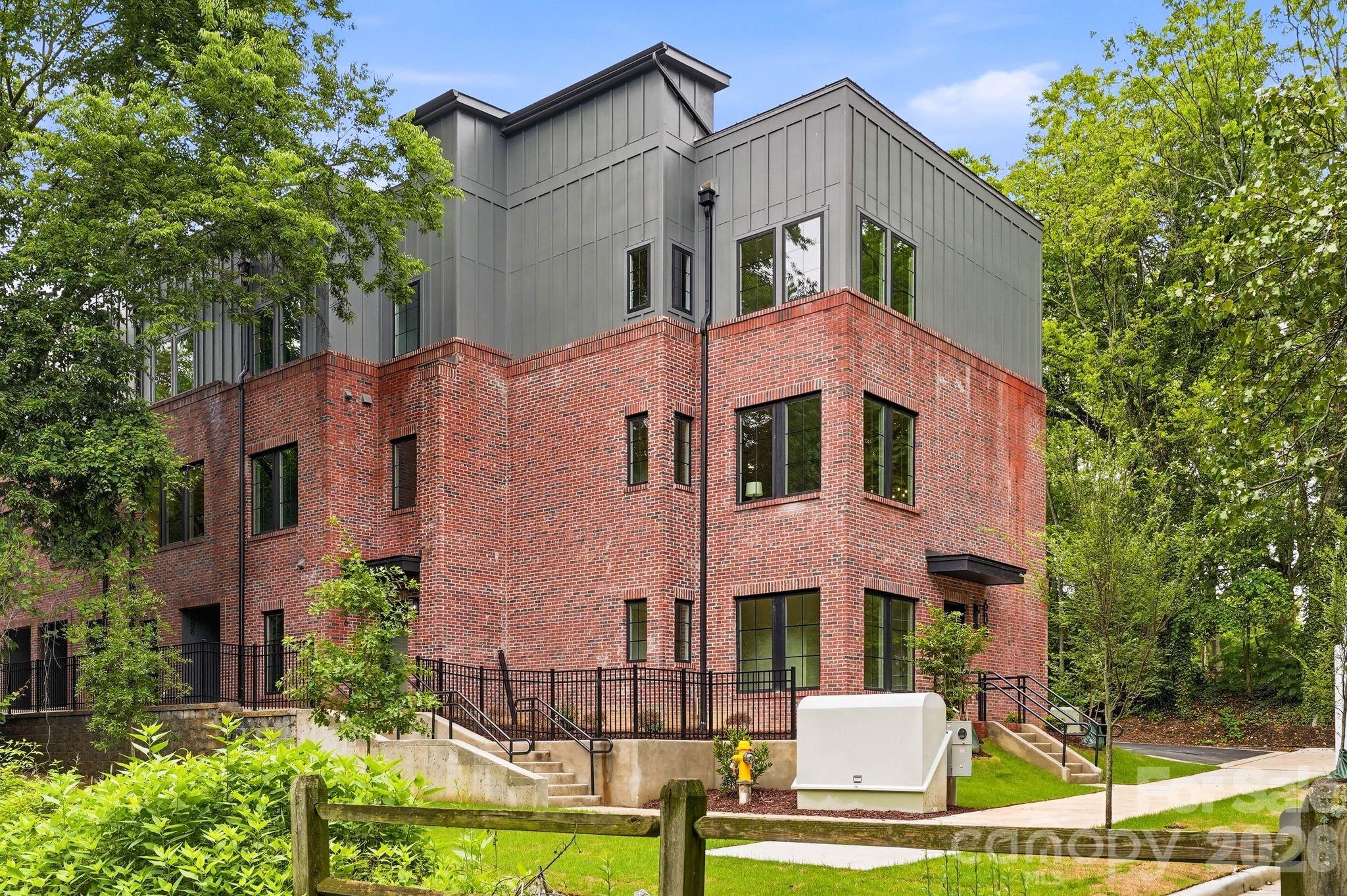 Photo 8 of 612 E 16th Street, Charlotte, NC