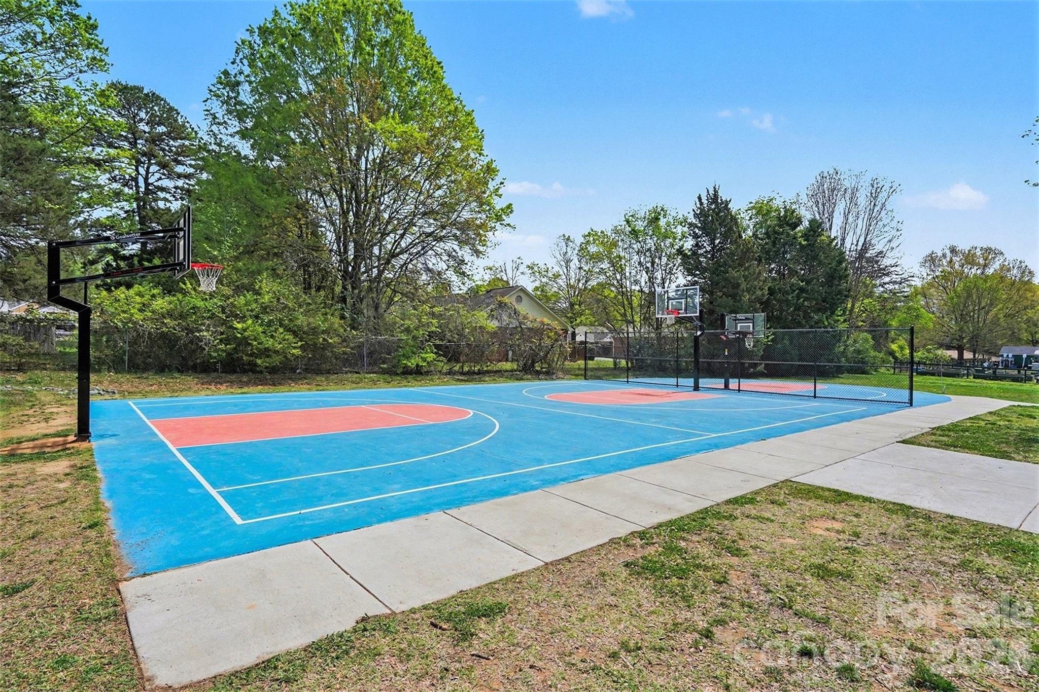 Photo 33 of 1215 Mcallister Drive, Charlotte, NC