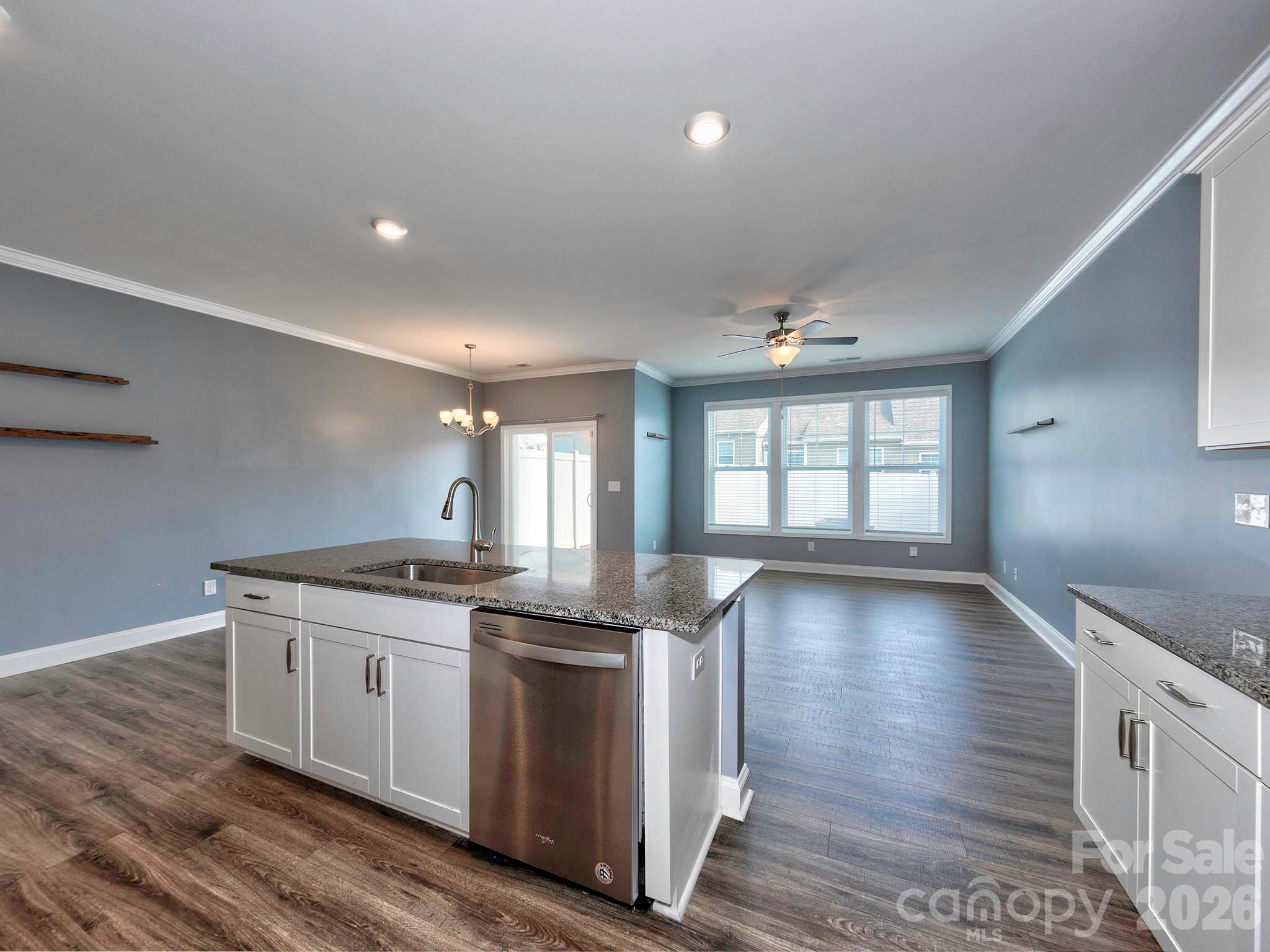 915 Emma Kate Court, Lake Wylie, SC - photo 7 of 42