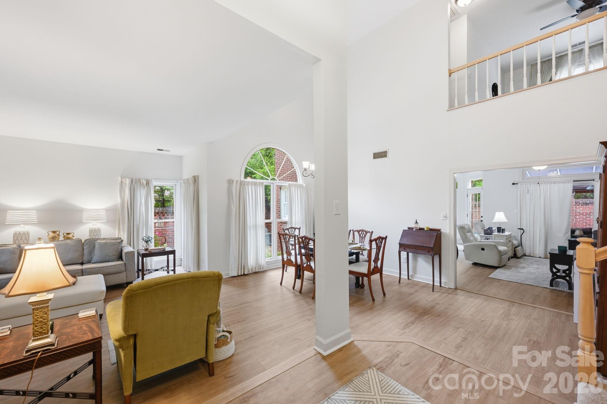 Photo 3 of 7014 Walton Heath Lane, Charlotte, NC