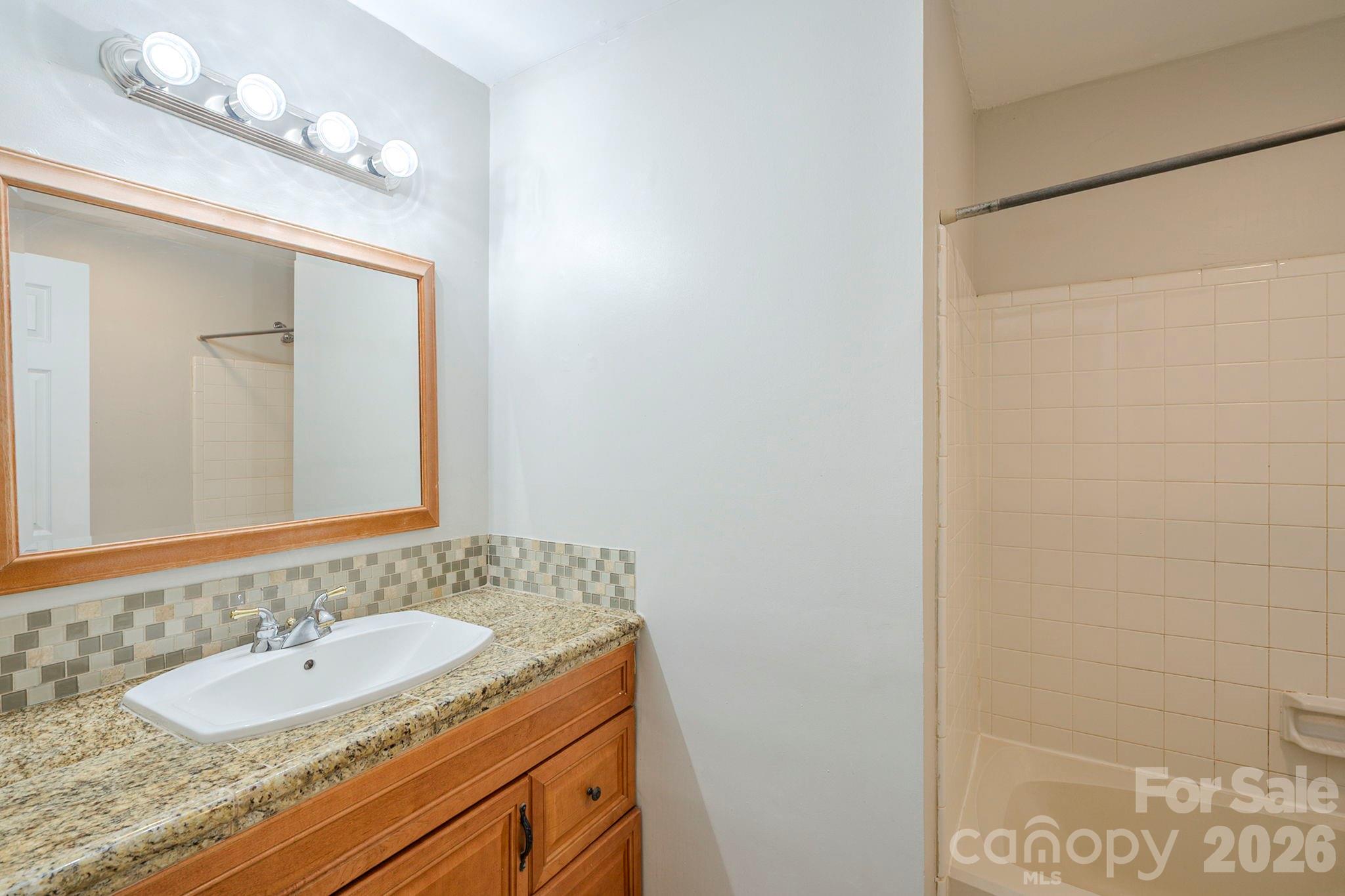 6410 Pineburr Court, Charlotte, NC - photo 17 of 38