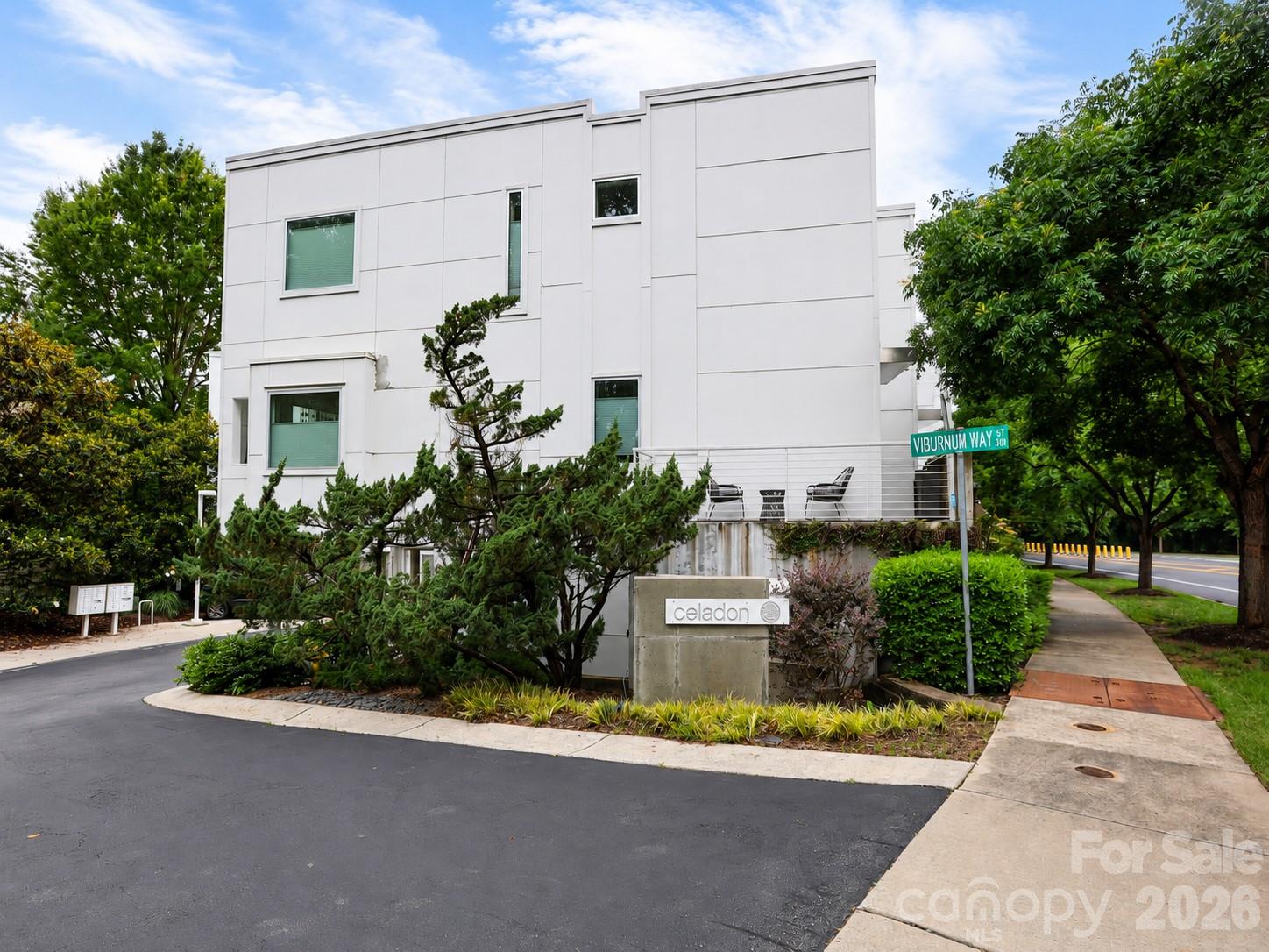 Photo 5 of 350 Viburnum Way Court, Charlotte, NC