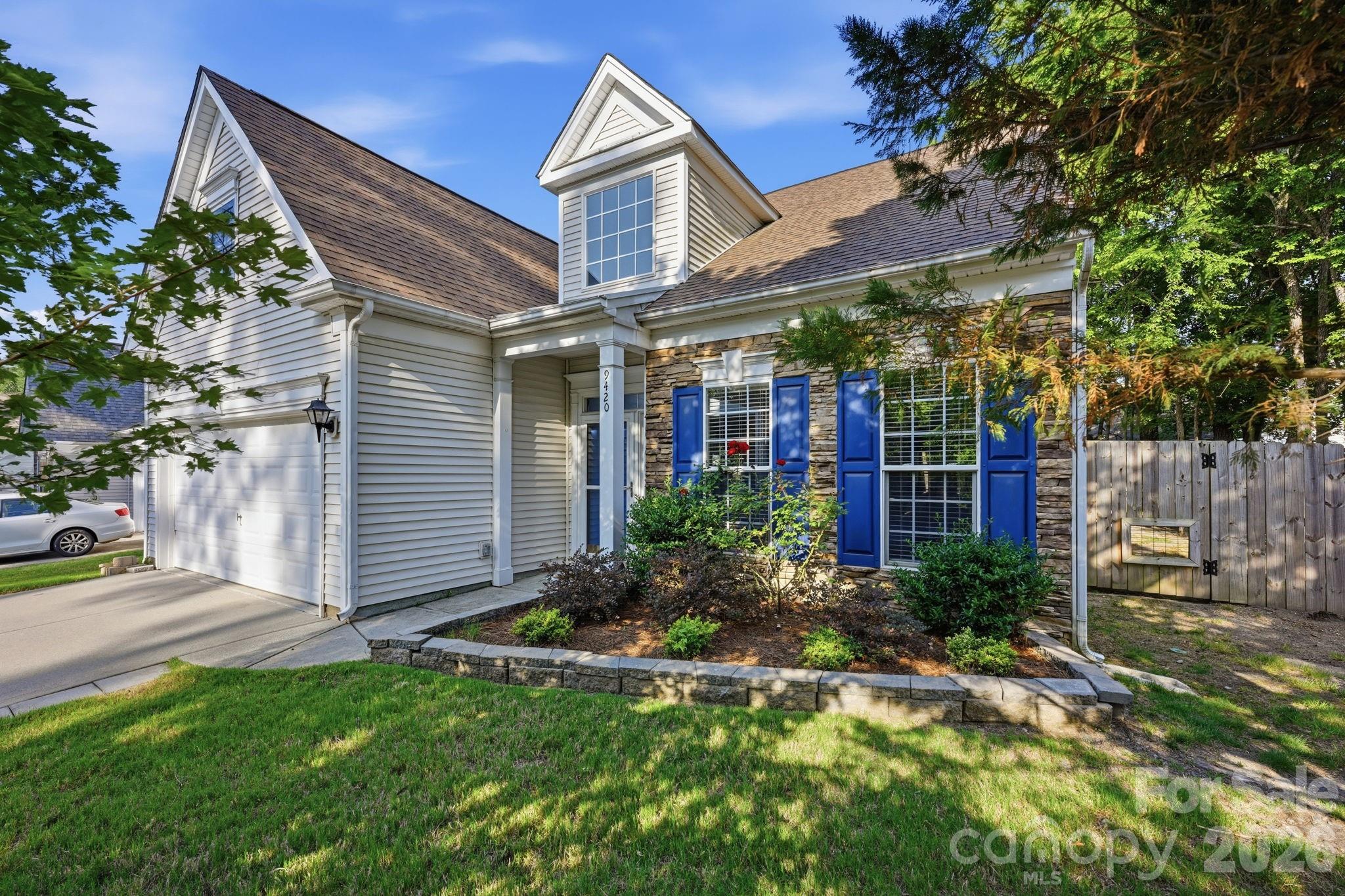 Photo 2 of 9420 Kestral Ridge Drive, Charlotte, NC