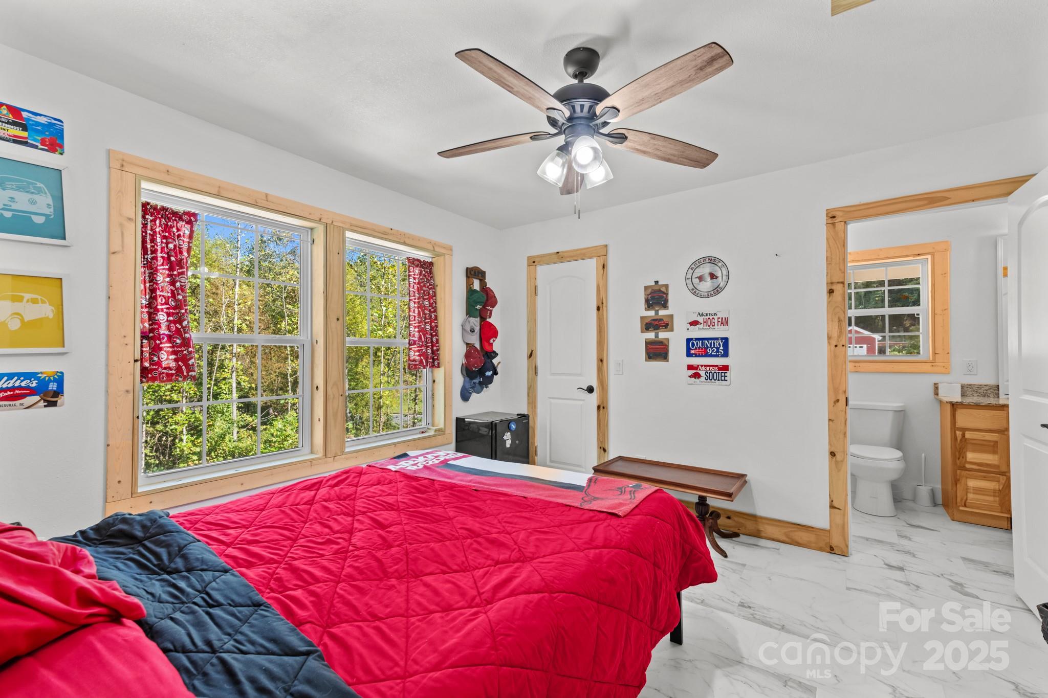 1036 Williamsburg Drive, Lenoir, NC - photo 21 of 35