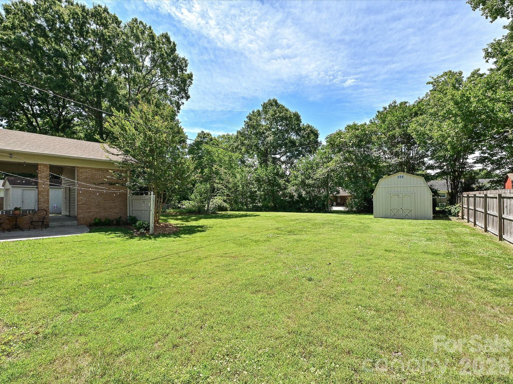 Photo 32 of 218 Sturbridge Drive, Charlotte, NC