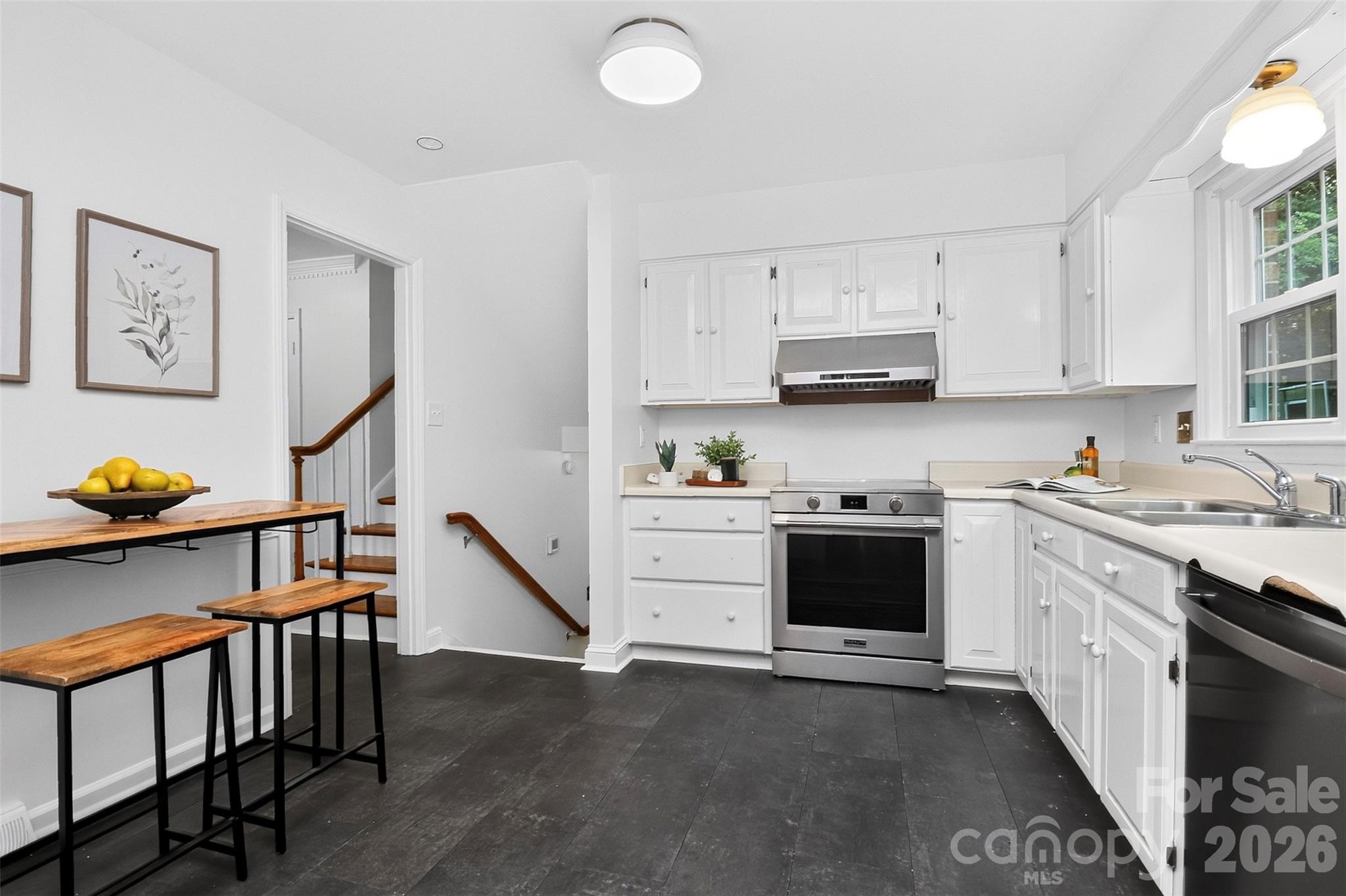 Photo 7 of 6725 Windyrush Road, Charlotte, NC