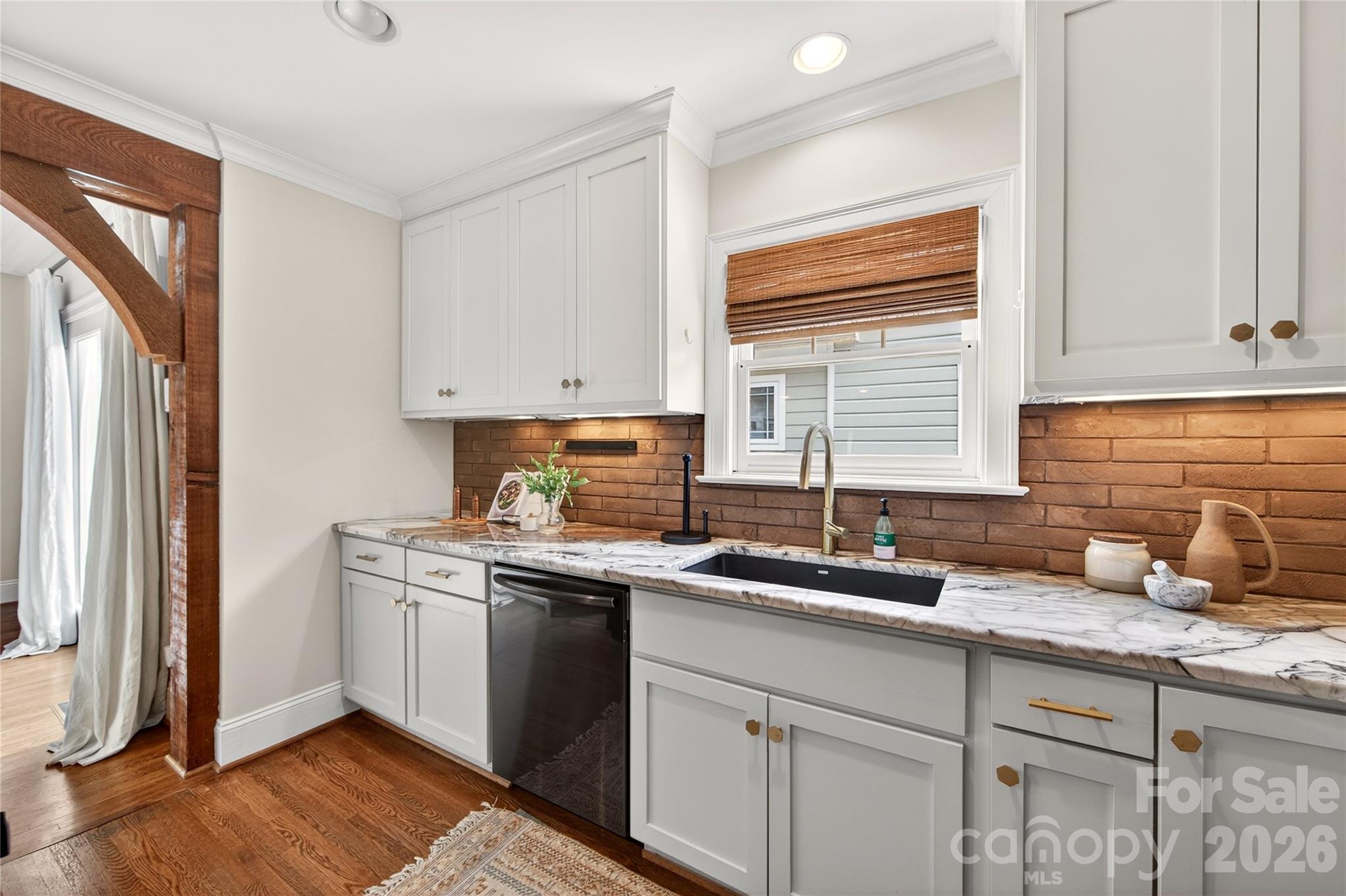 Photo 15 of 1825 Cumberland Avenue, Charlotte, NC