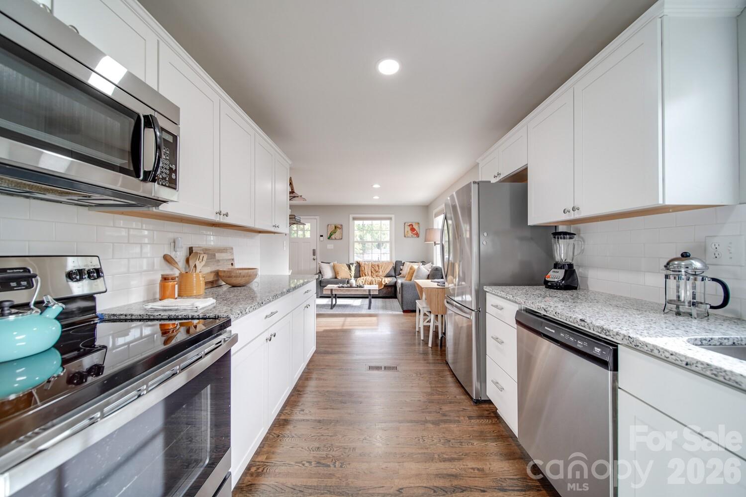 1512 Newcastle Street, Charlotte, NC - photo 7 of 36