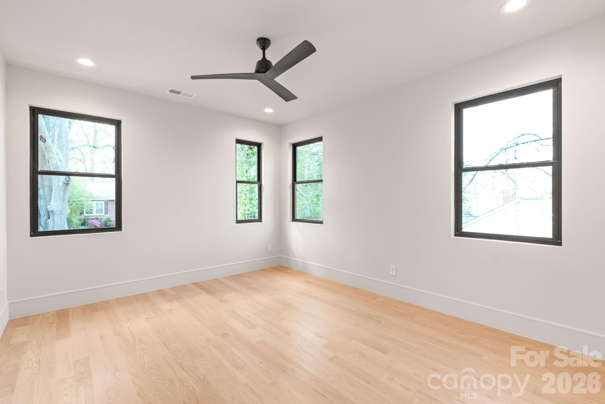 Photo 31 of 1814 Logie Avenue, Charlotte, NC