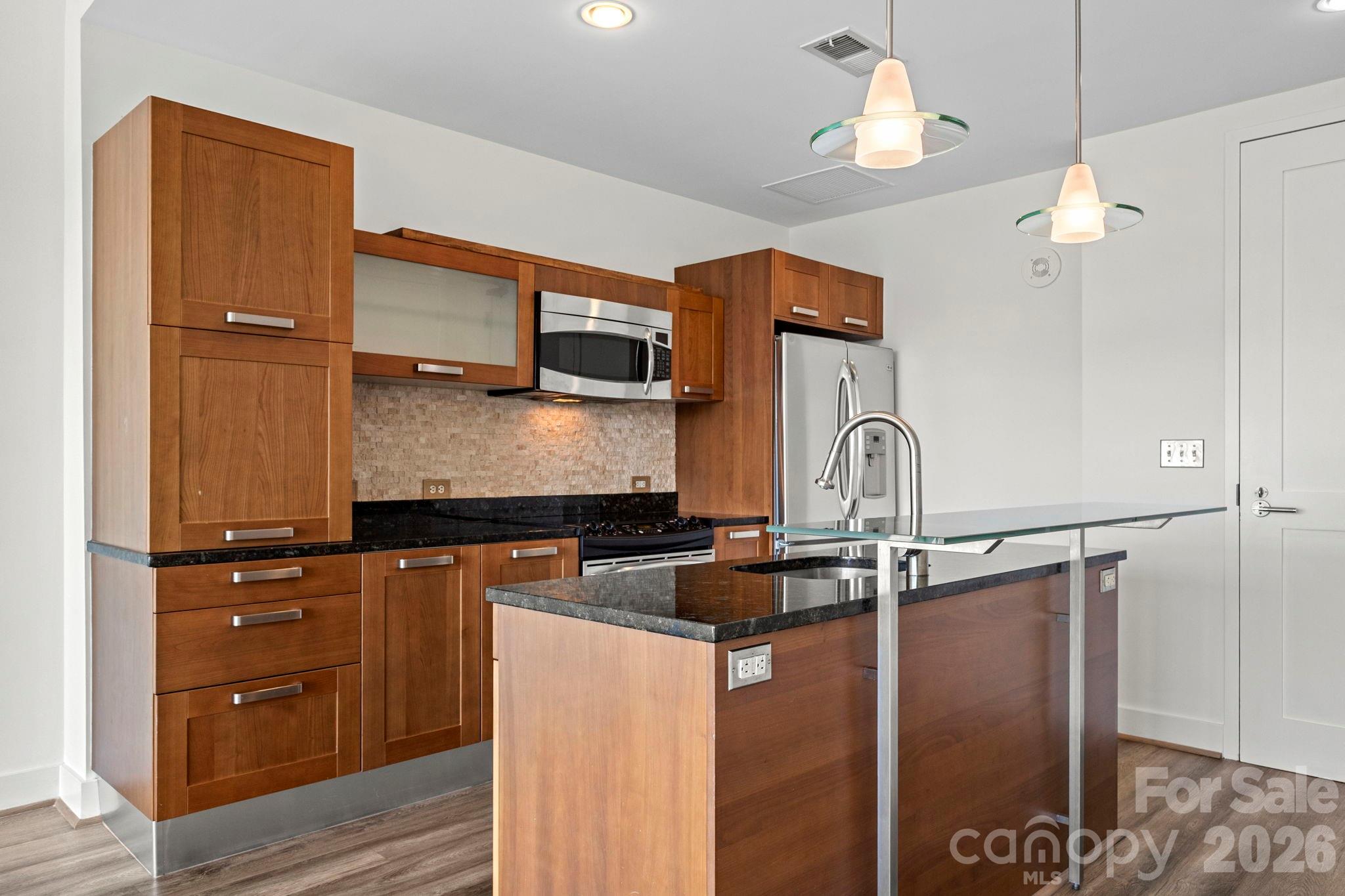 Photo 7 of 1133 Metropolitan Avenue619, Charlotte, NC