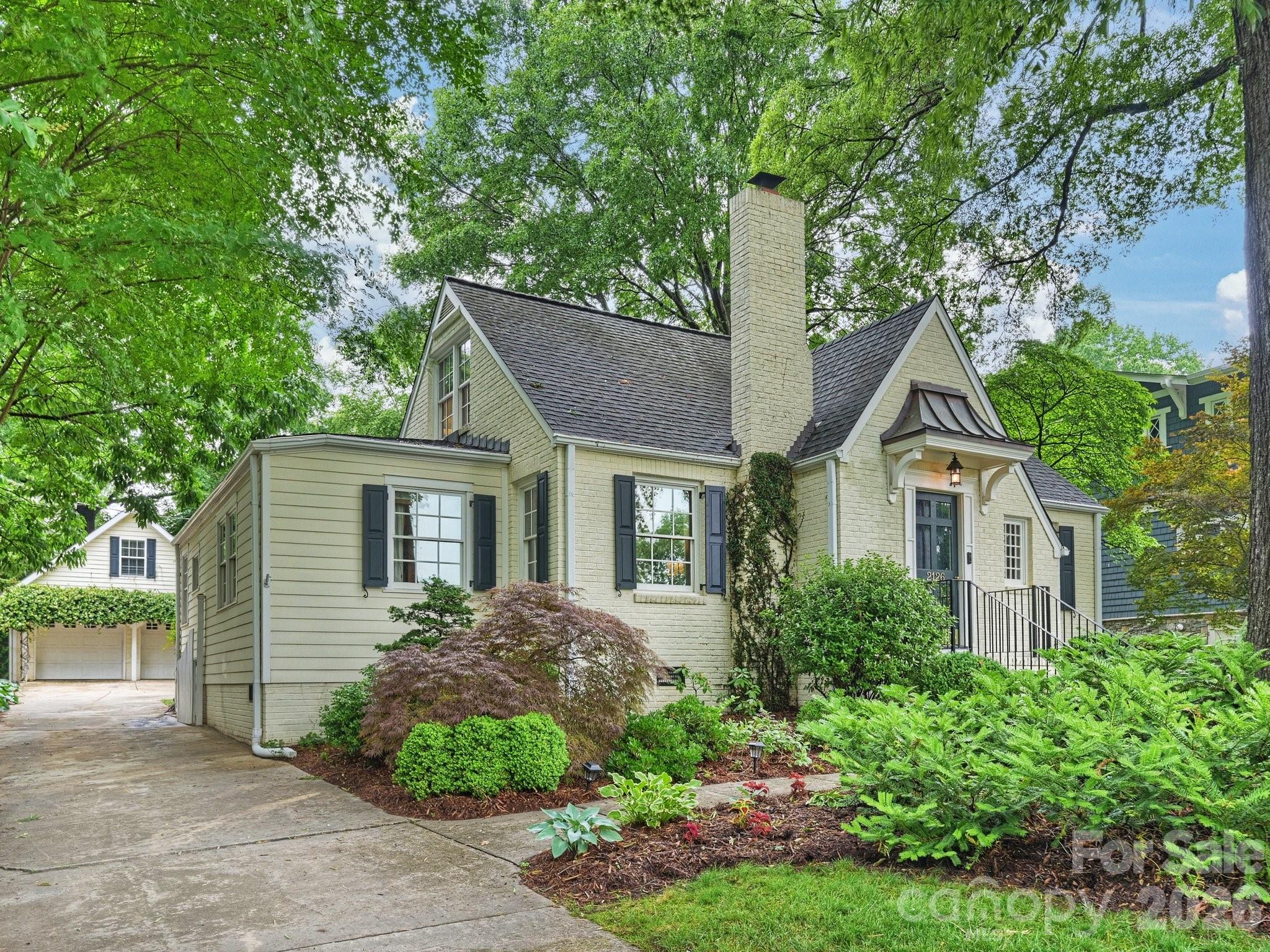 Photo 43 of 2126 Cumberland Avenue, Charlotte, NC