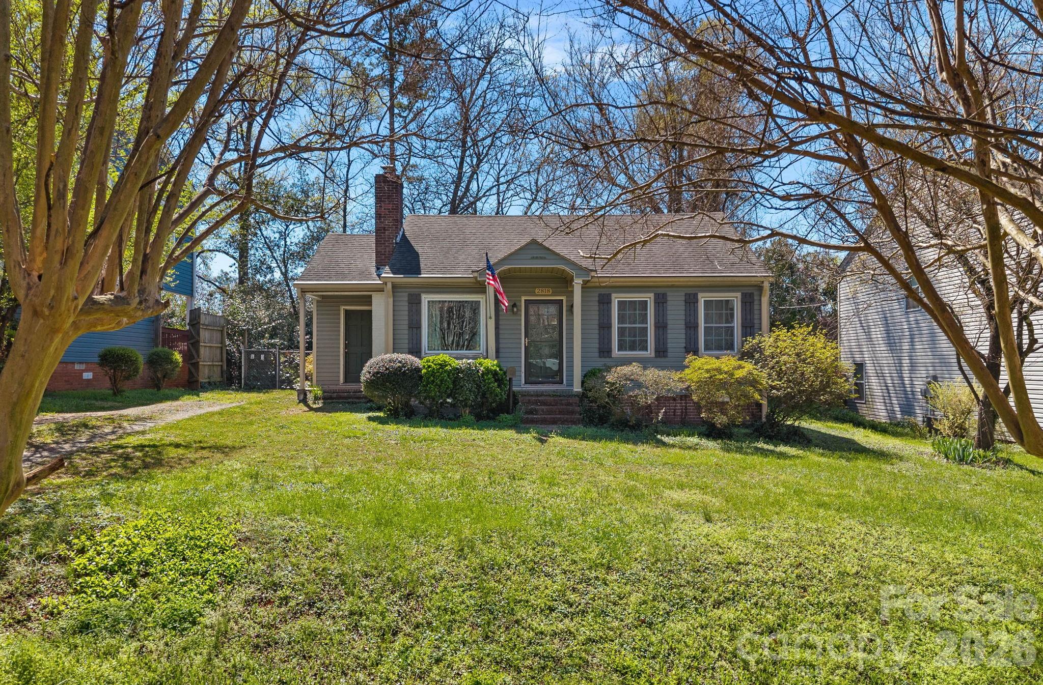 Photo 9 of 2818 Shenandoah Avenue, Charlotte, NC