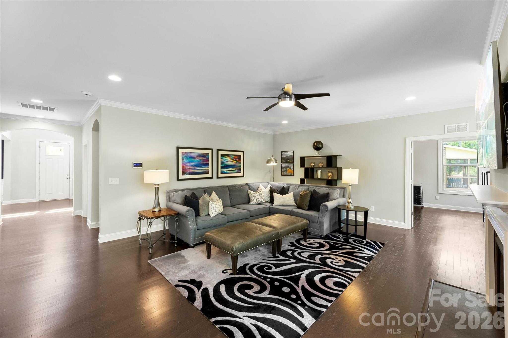 Photo 5 of 220 Kingsdown Avenue, Charlotte, NC